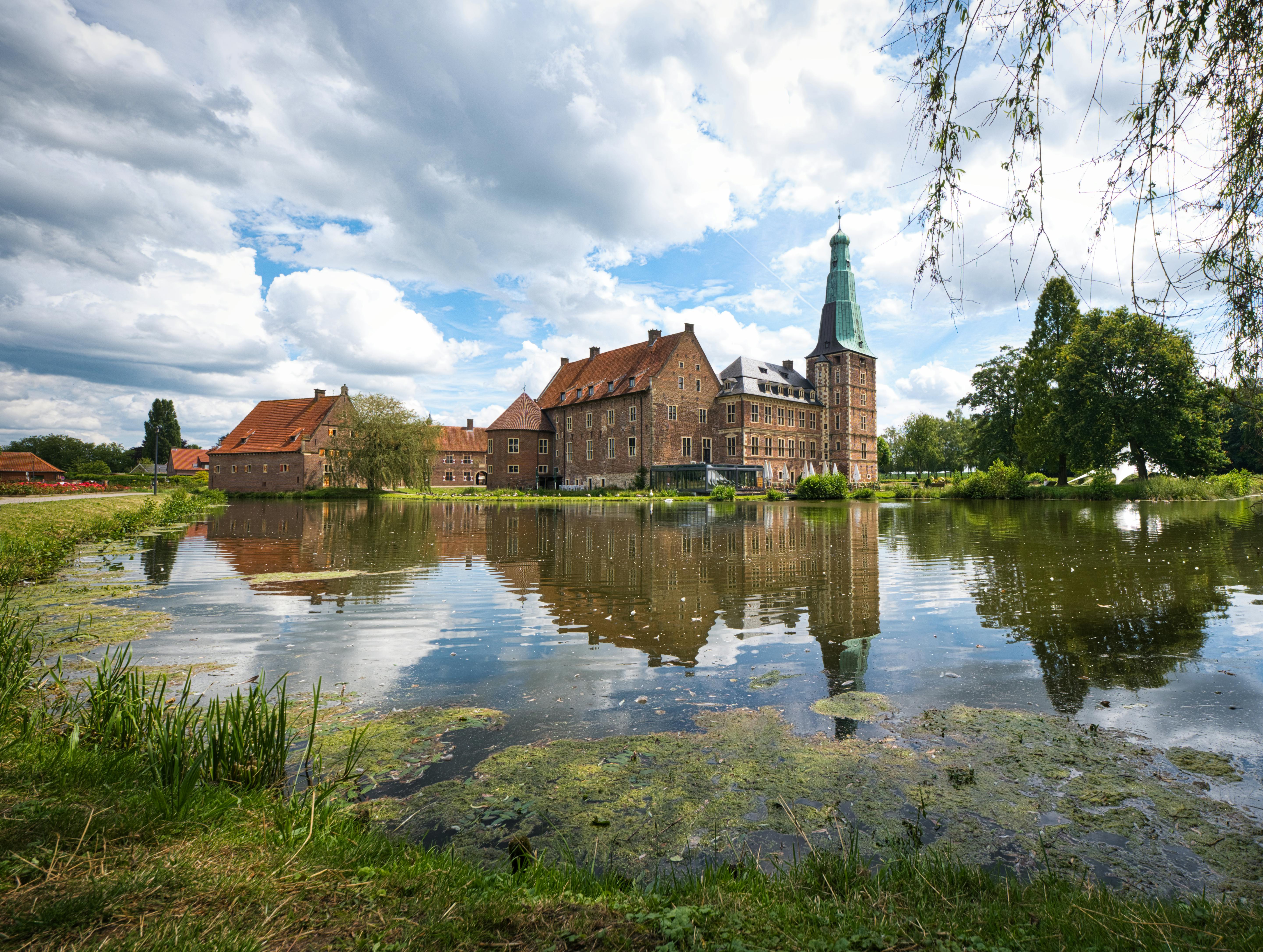 Raesfeld Castle in Raesfeld in Germany · Free Stock Photo