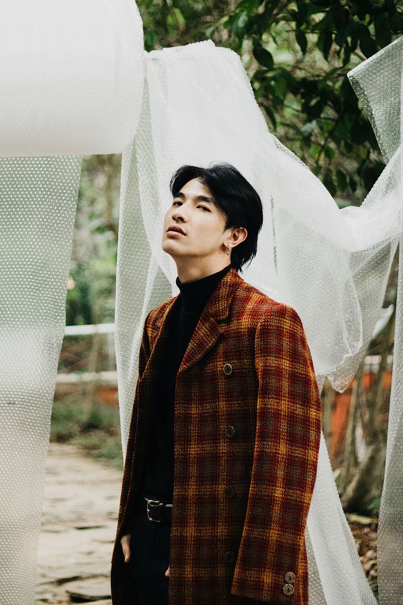 Asian Man Photos, Download The BEST Free Asian Man Stock Photos & HD Images