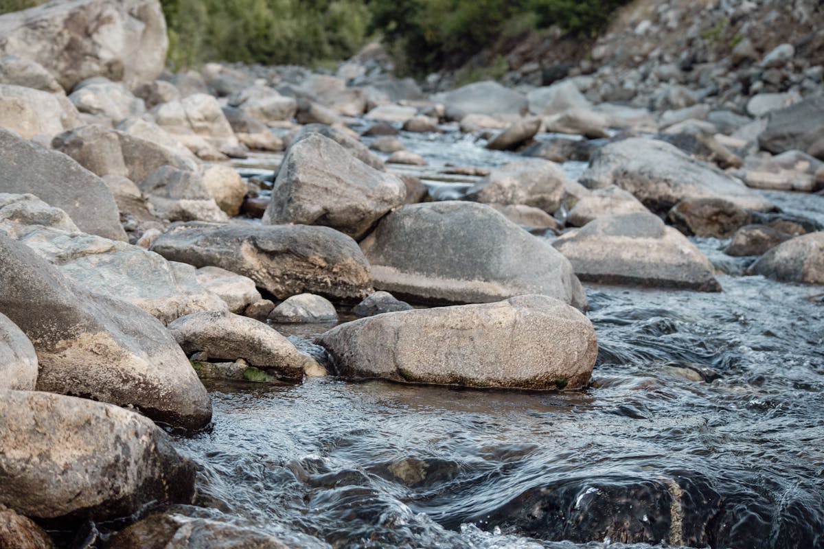 River Rocks Photos, Download The BEST Free River Rocks Stock Photos ...