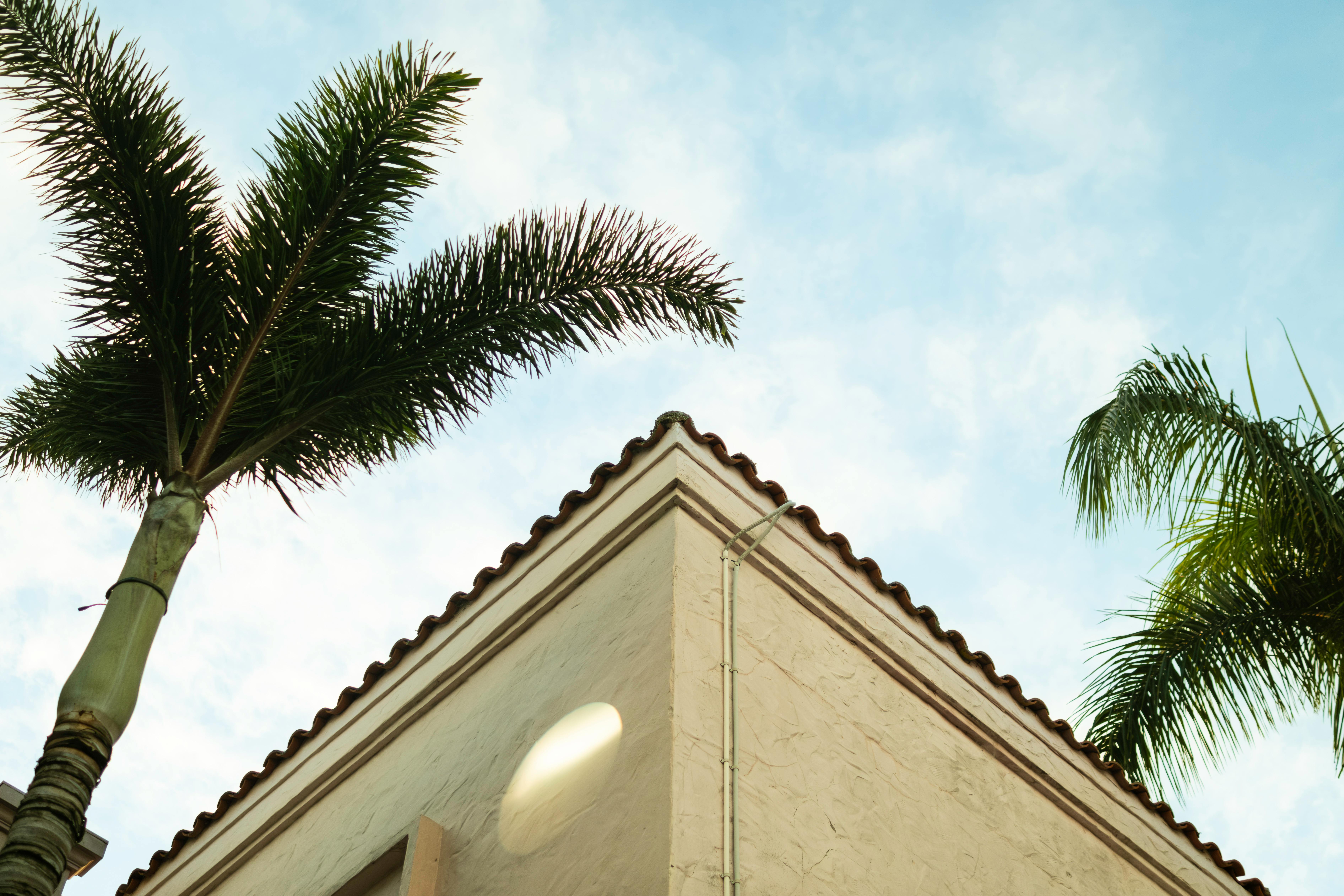 South American style building · Free Stock Photo