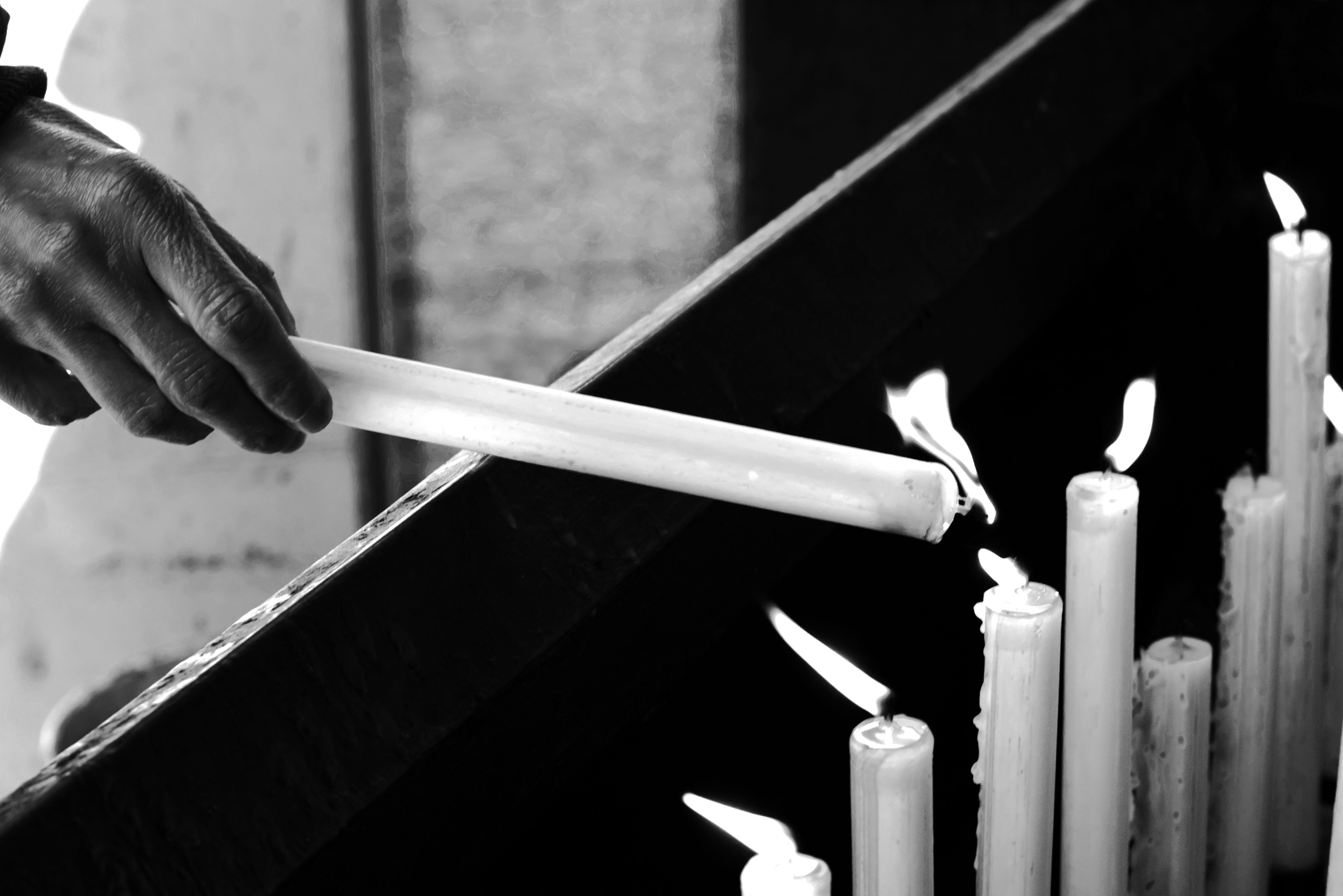 Hand On Fire Holding A Key Photos, Download The BEST Free Hand On Fire ...