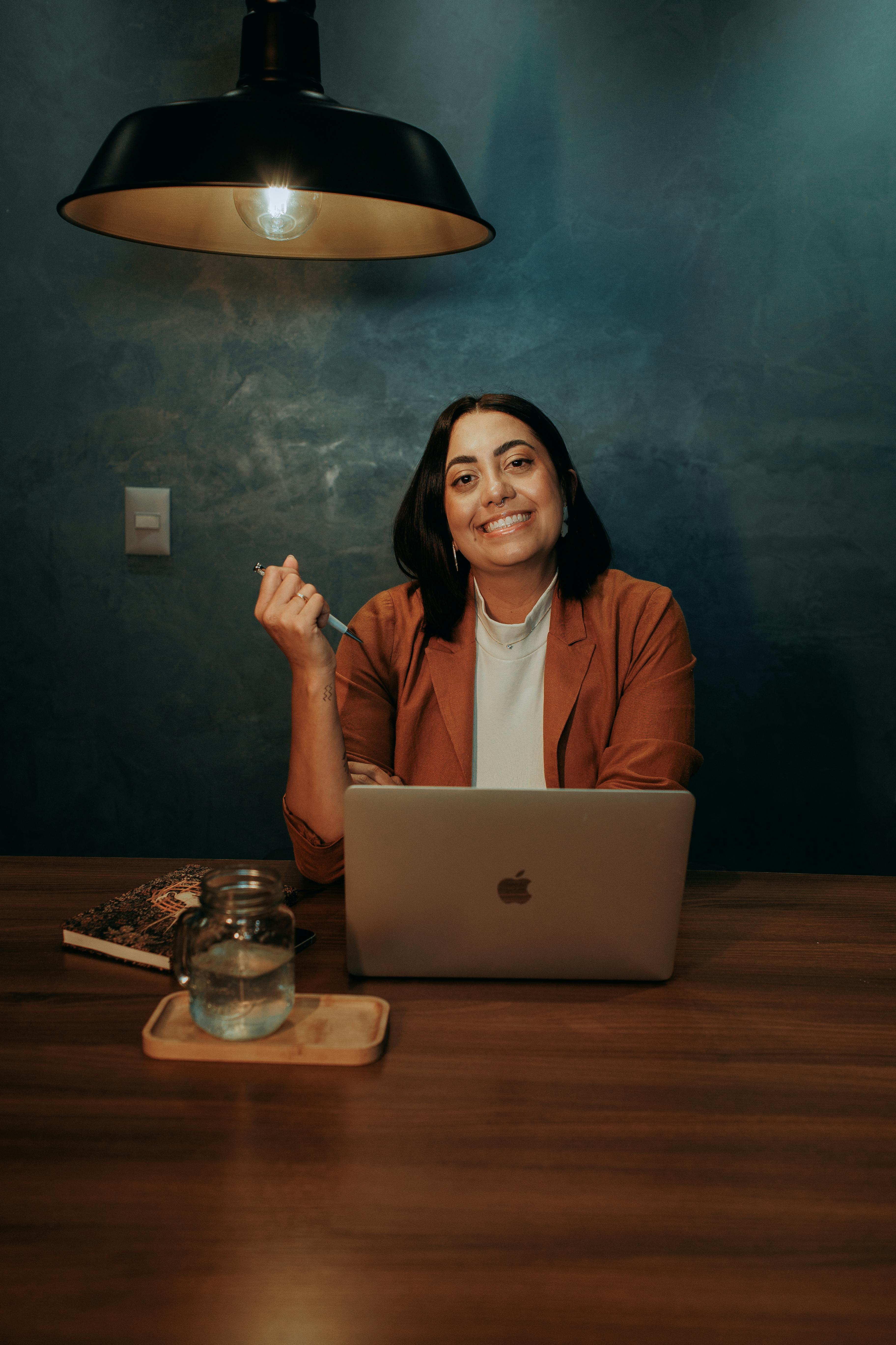 Happy At Work Photos, Download The BEST Free Happy At Work Stock Photos ...