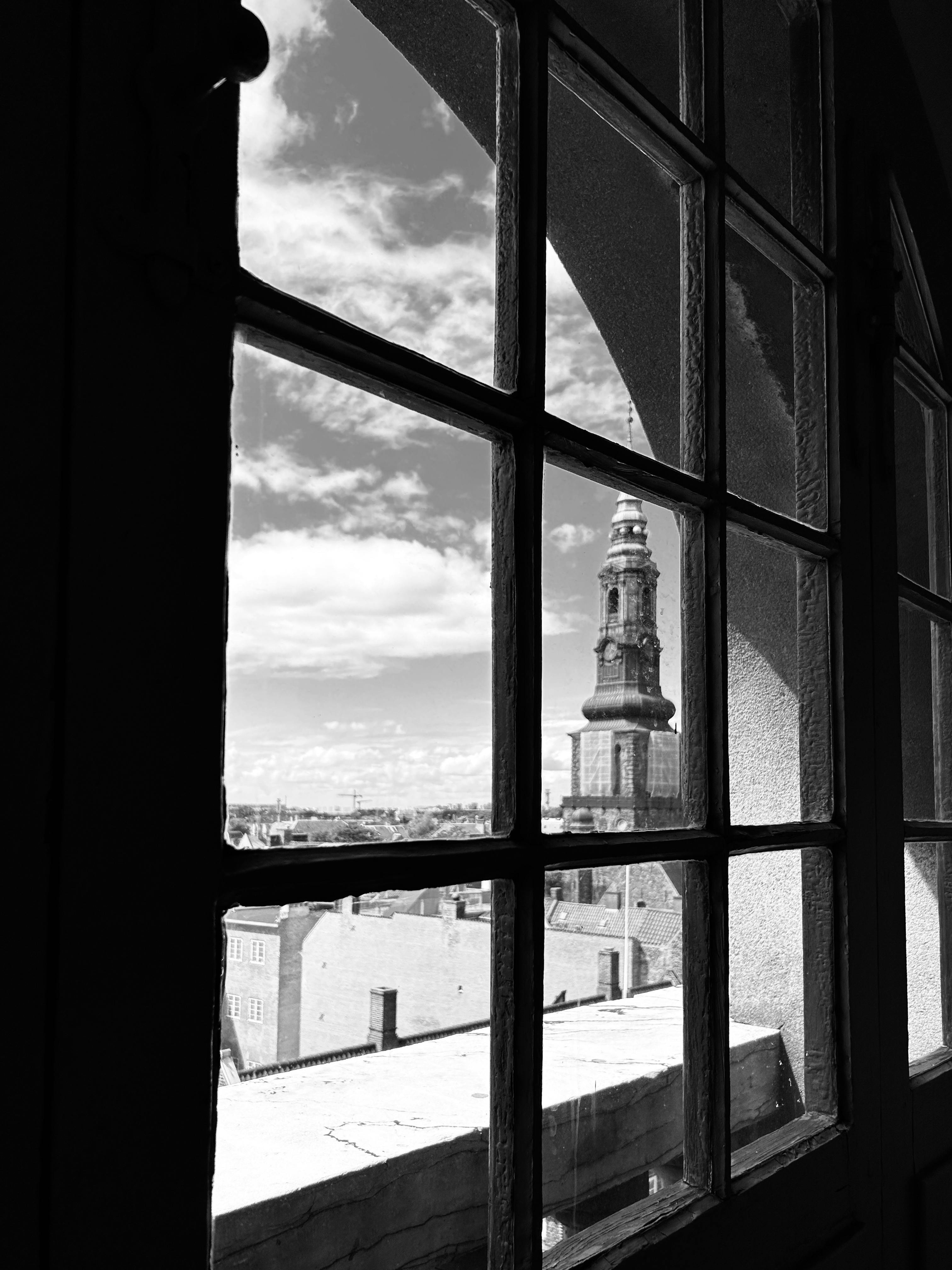 Architectural Photography Of Building · Free Stock Photo