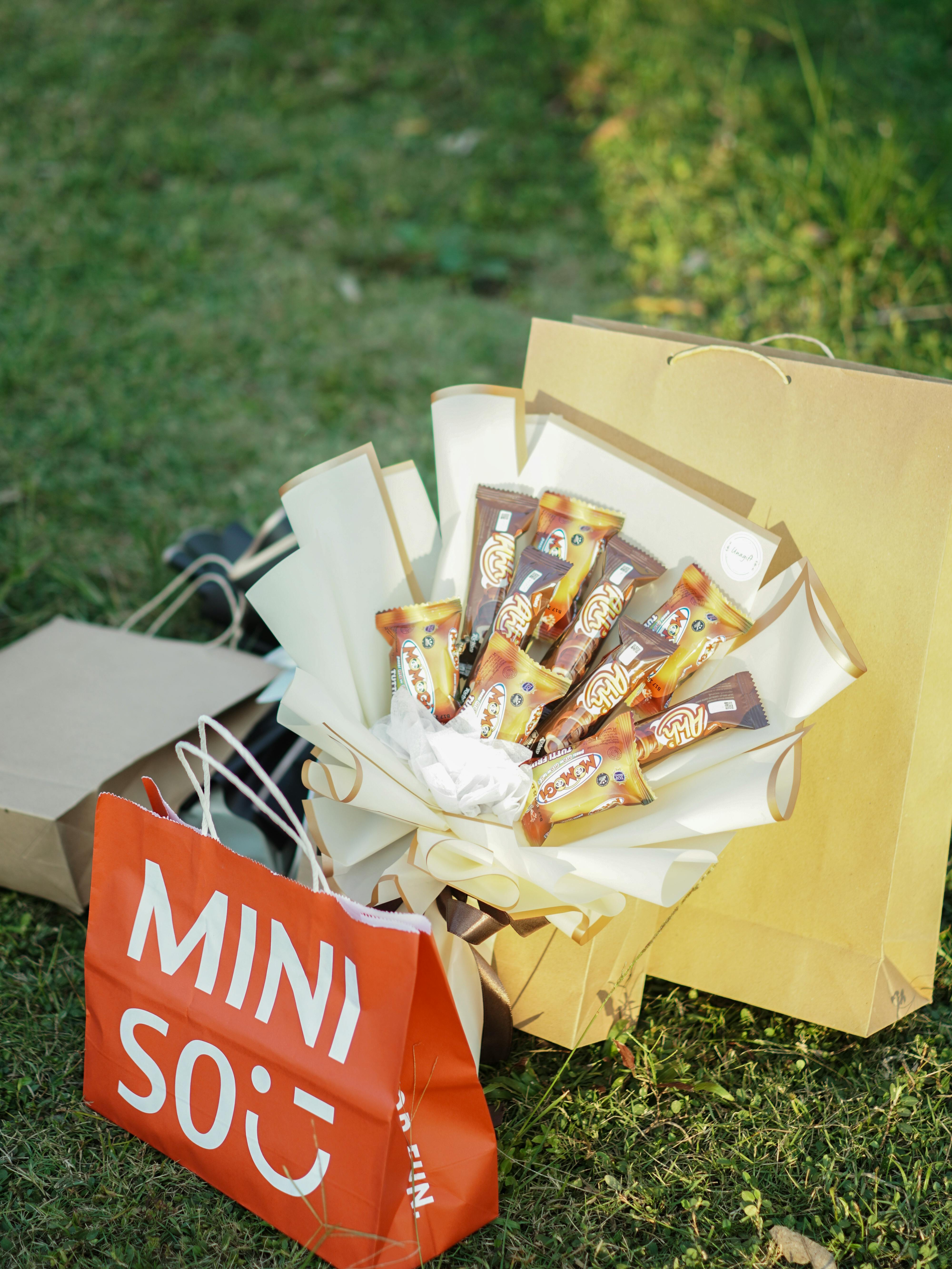 Mini soo chocolate bar · Free Stock Photo