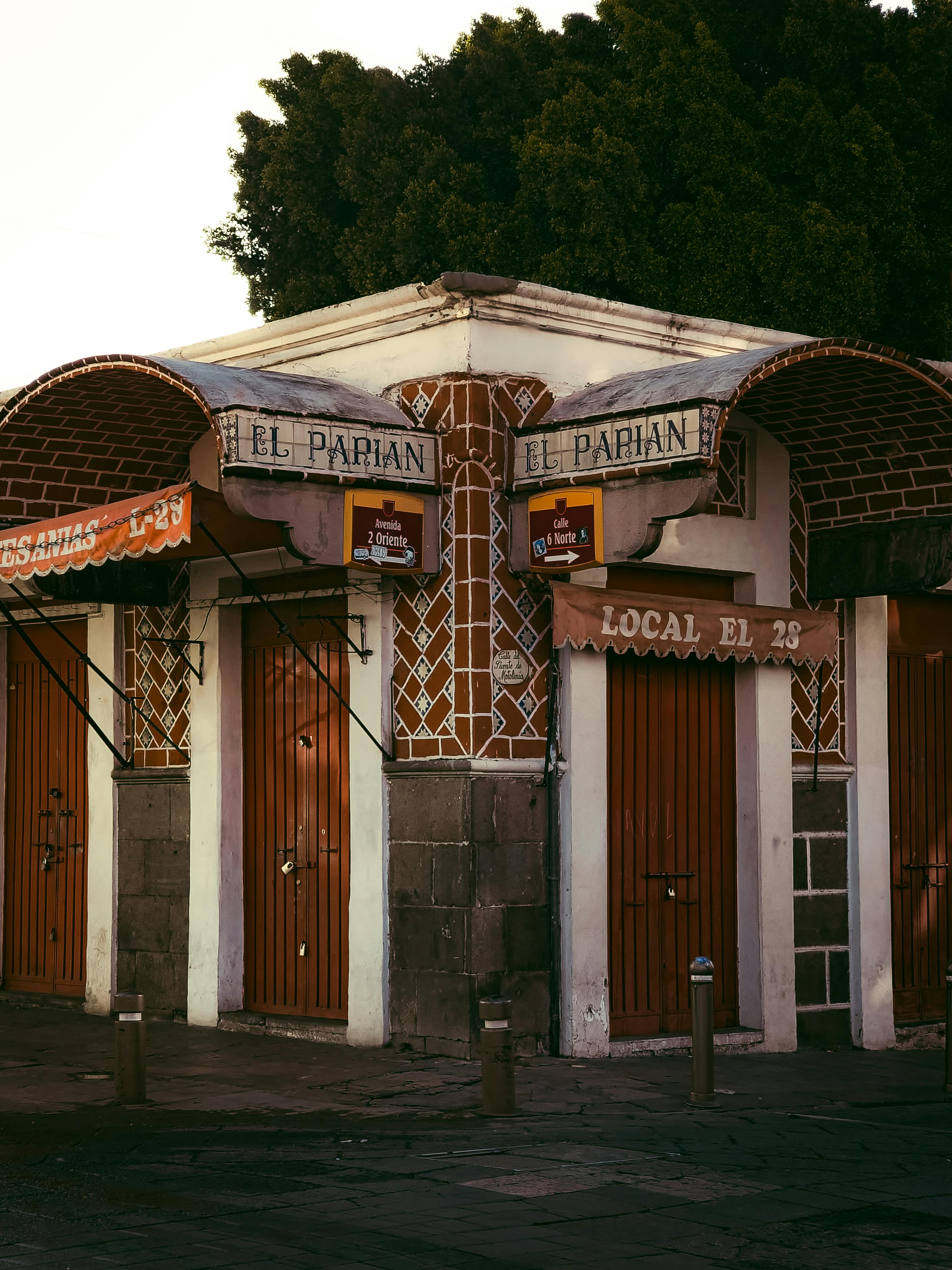 Closed Market Stalls in Puebla · Free Stock Photo