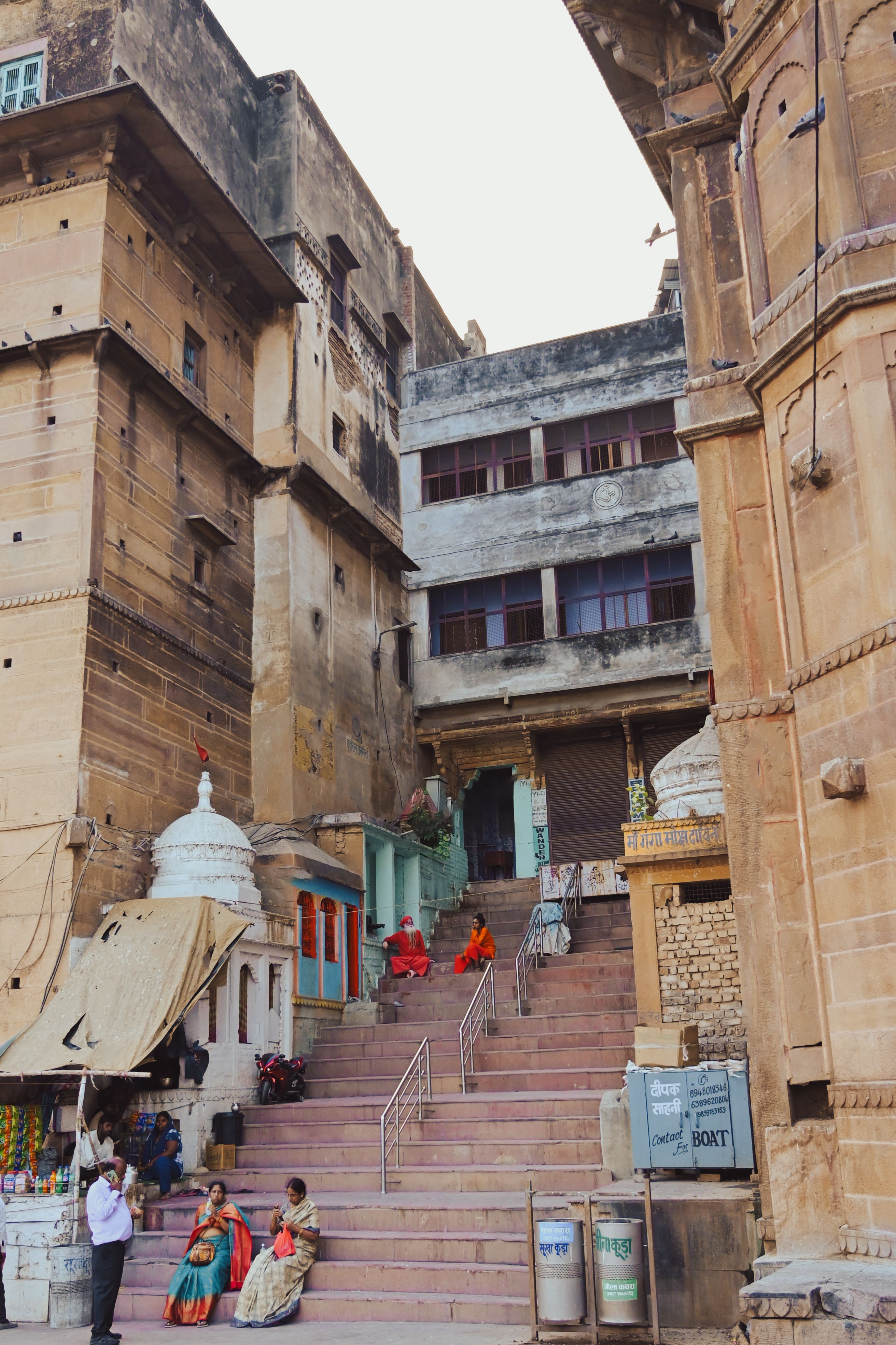 VARANASI GHAT · Free Stock Photo