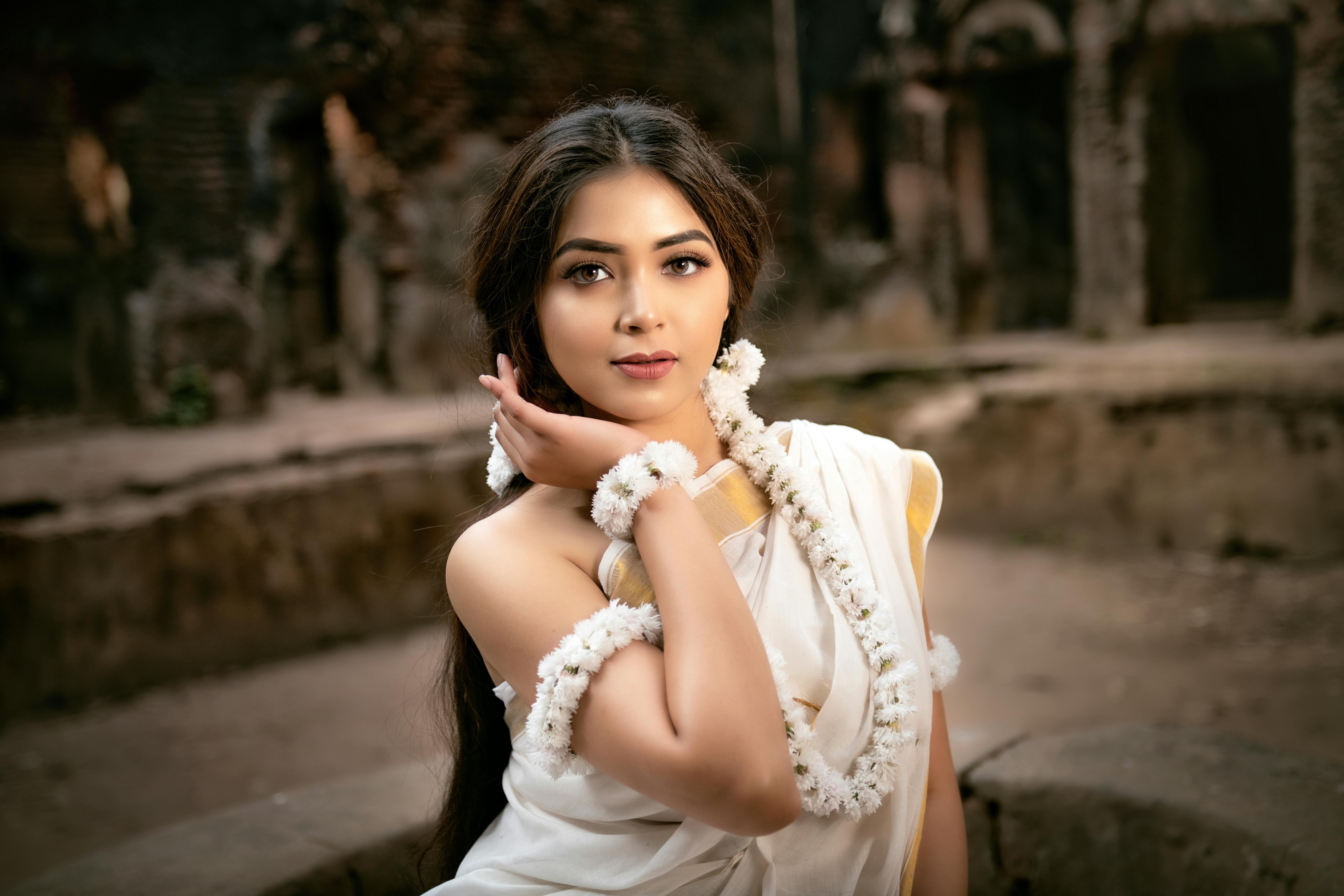 portrait of a beautiful Indian bride · Free Stock Photo