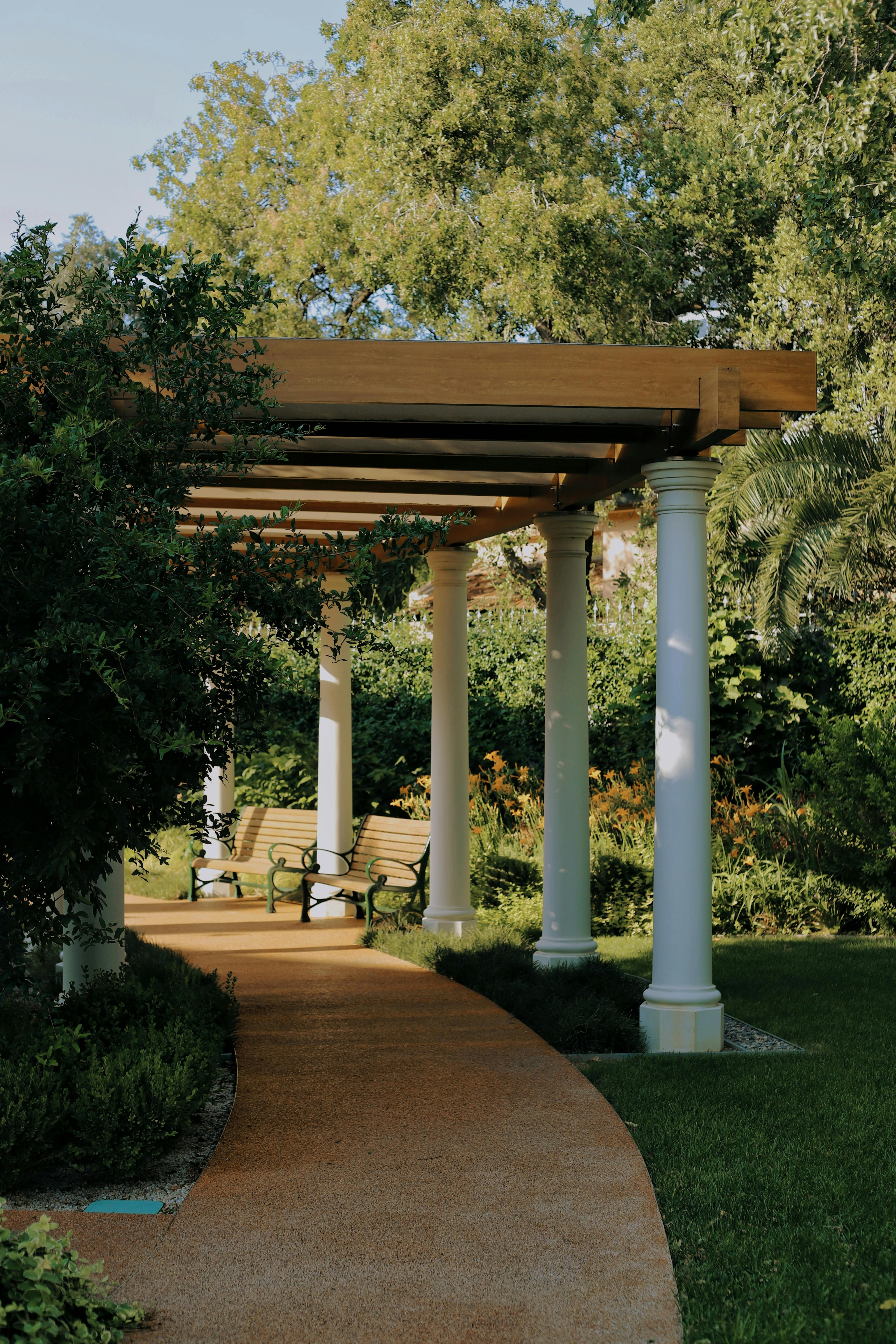 Pavilion Besar Photos, Download The BEST Free Pavilion Besar Stock ...