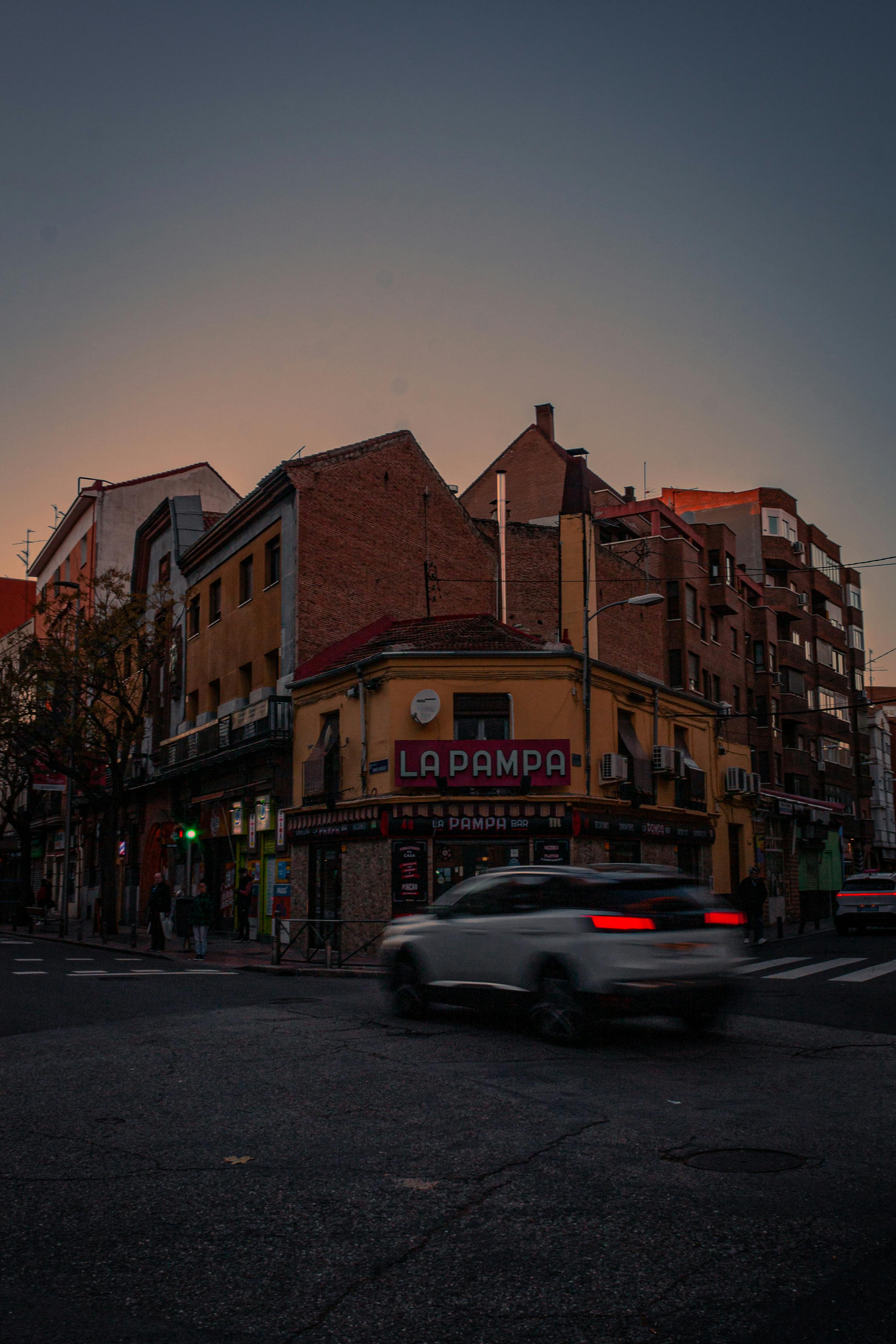 Jose Corea Tabora - 사진