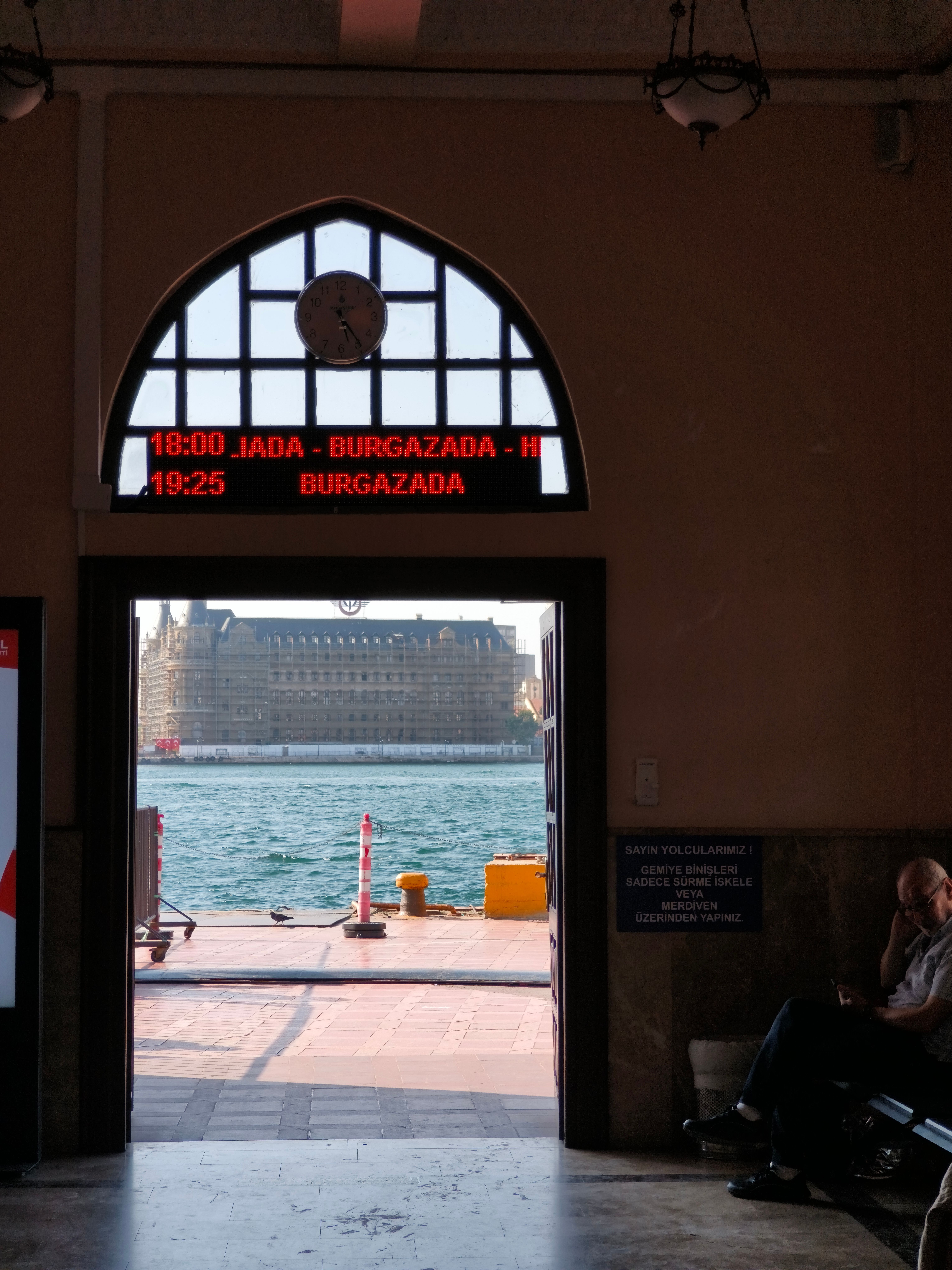 Interior of Pier in Istanbul in Turkey · Free Stock Photo