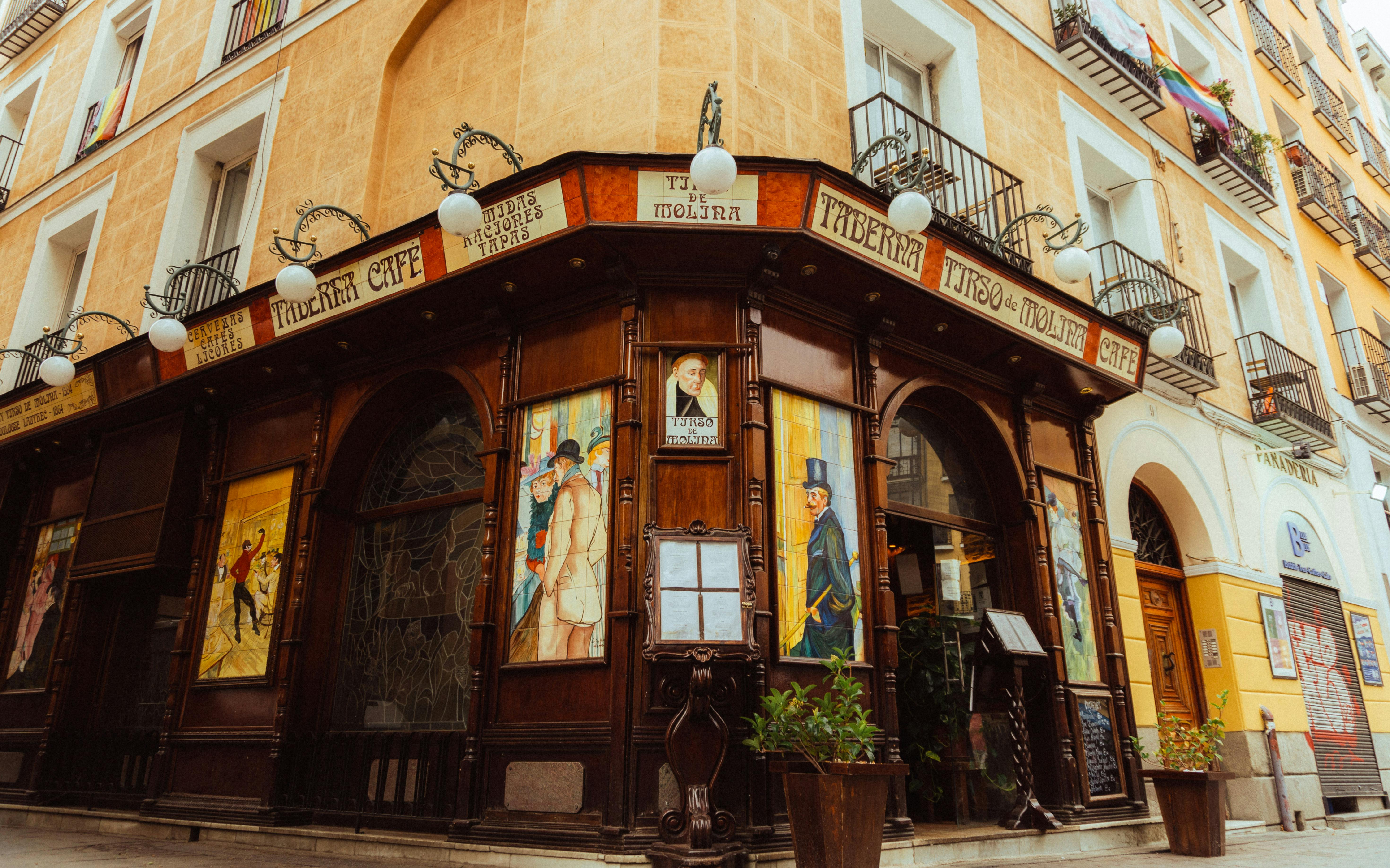 bar · Free Stock Photo