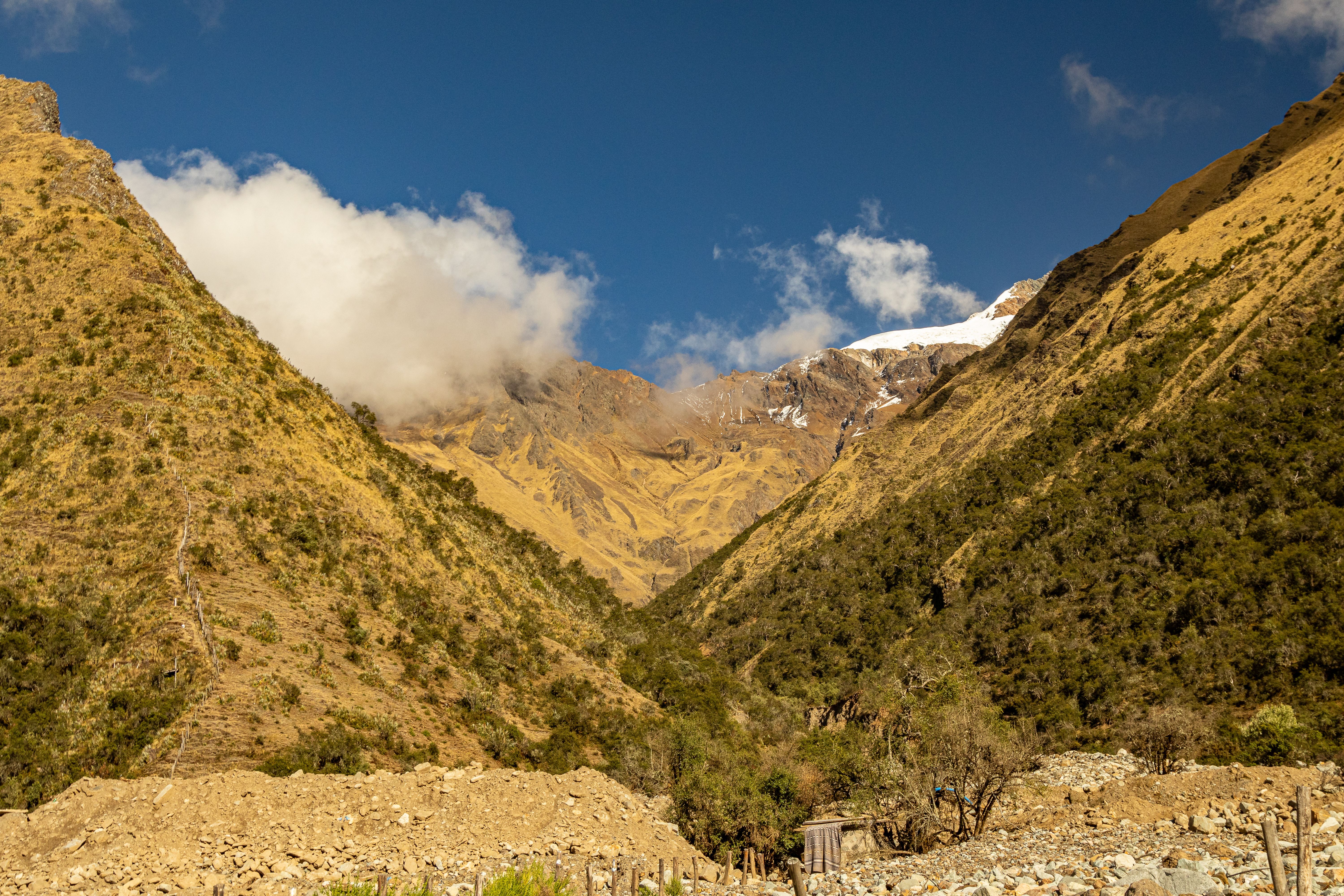 Low Clouds over a Mountain Valley · Free Stock Photo