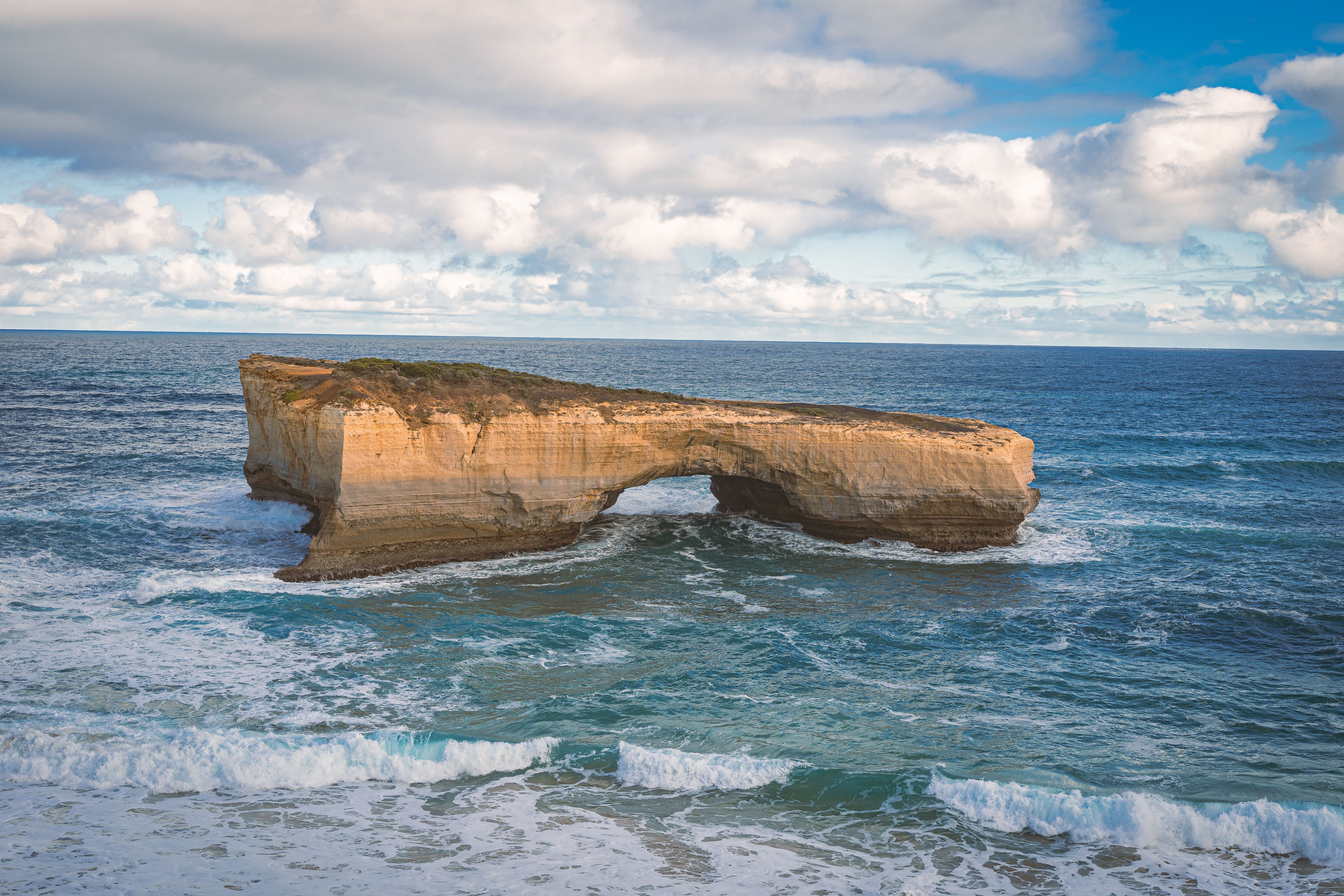London Bridge Great Ocean Road · Free Stock Photo