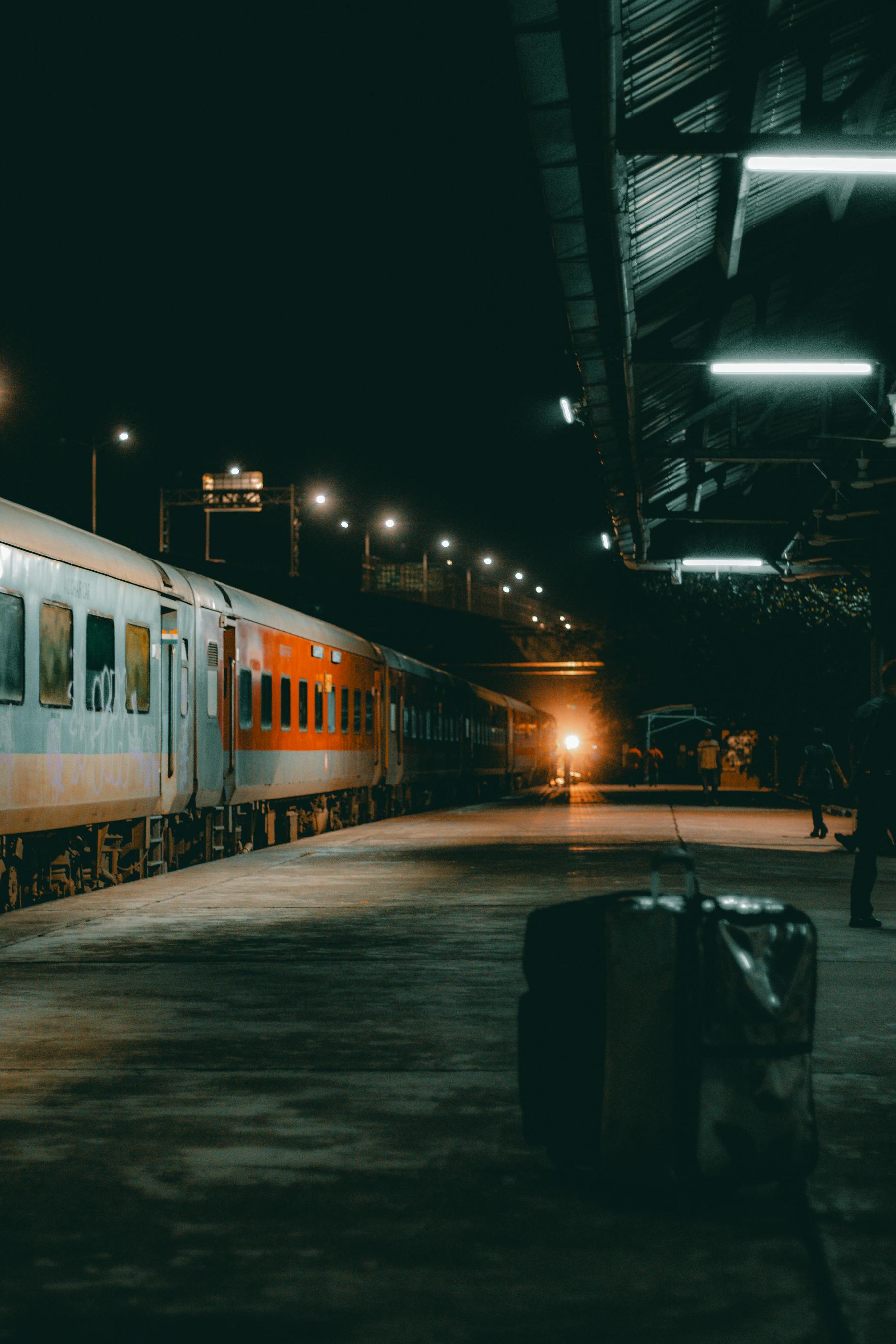 Grey Train · Free Stock Photo