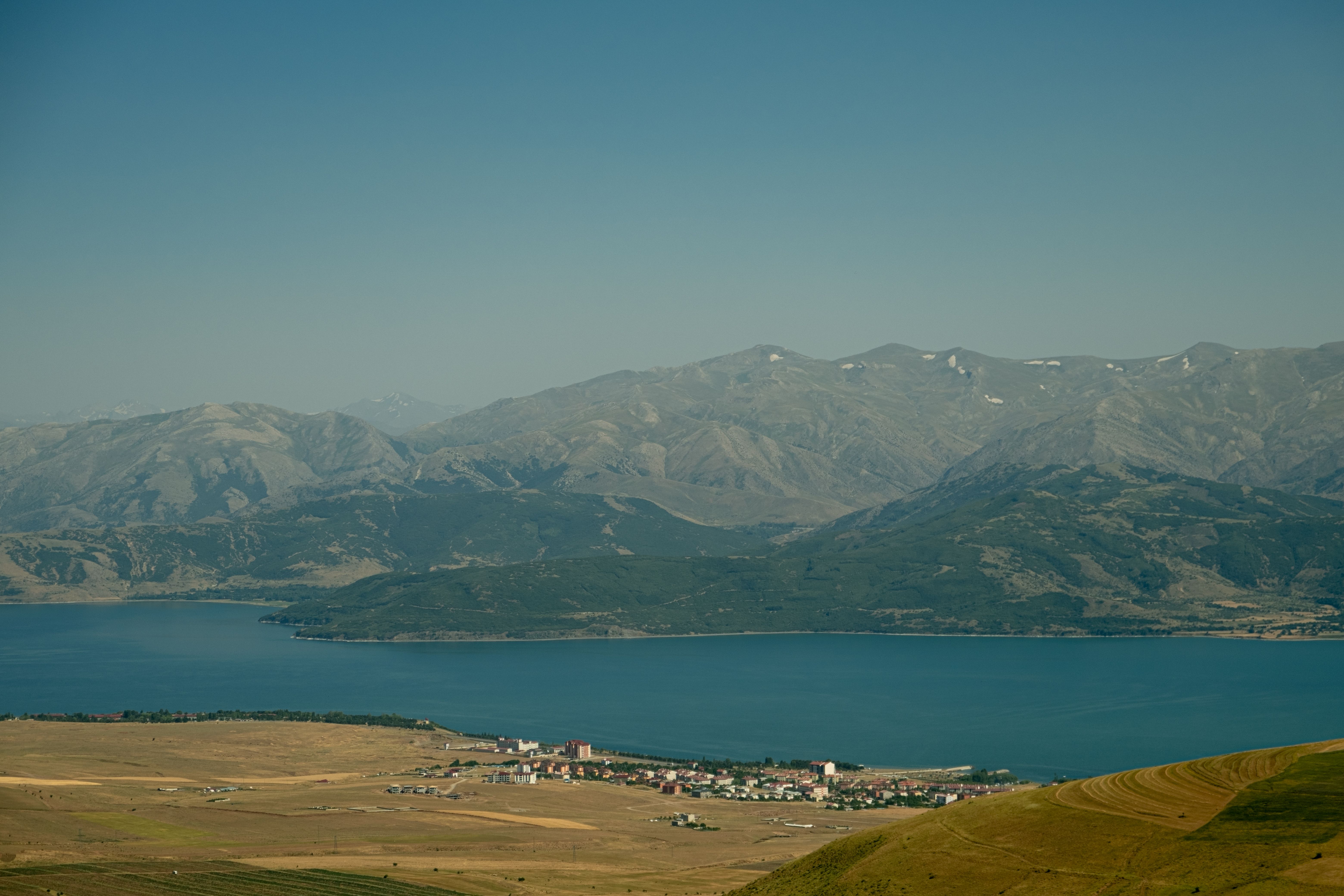 View of Lake Van and the City of Tatvan in Turkey · Free Stock Photo