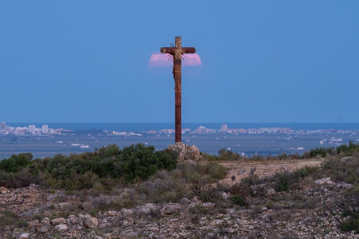 Holy Cross Photos, Download The BEST Free Holy Cross Stock Photos & HD ...