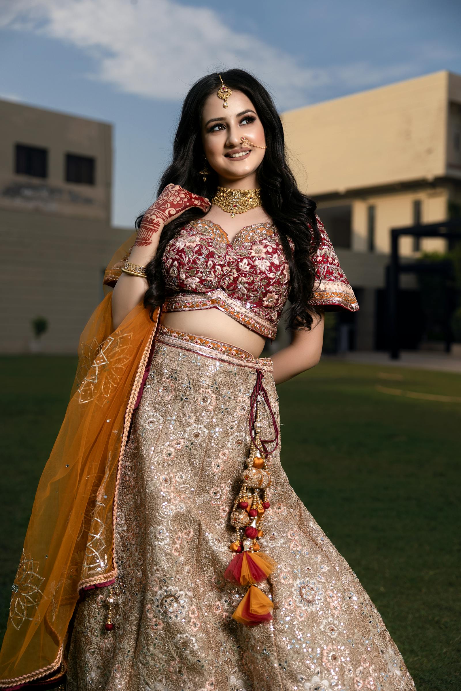 Indian Traditional Models Wear Saree Photos, Download The BEST Free ...