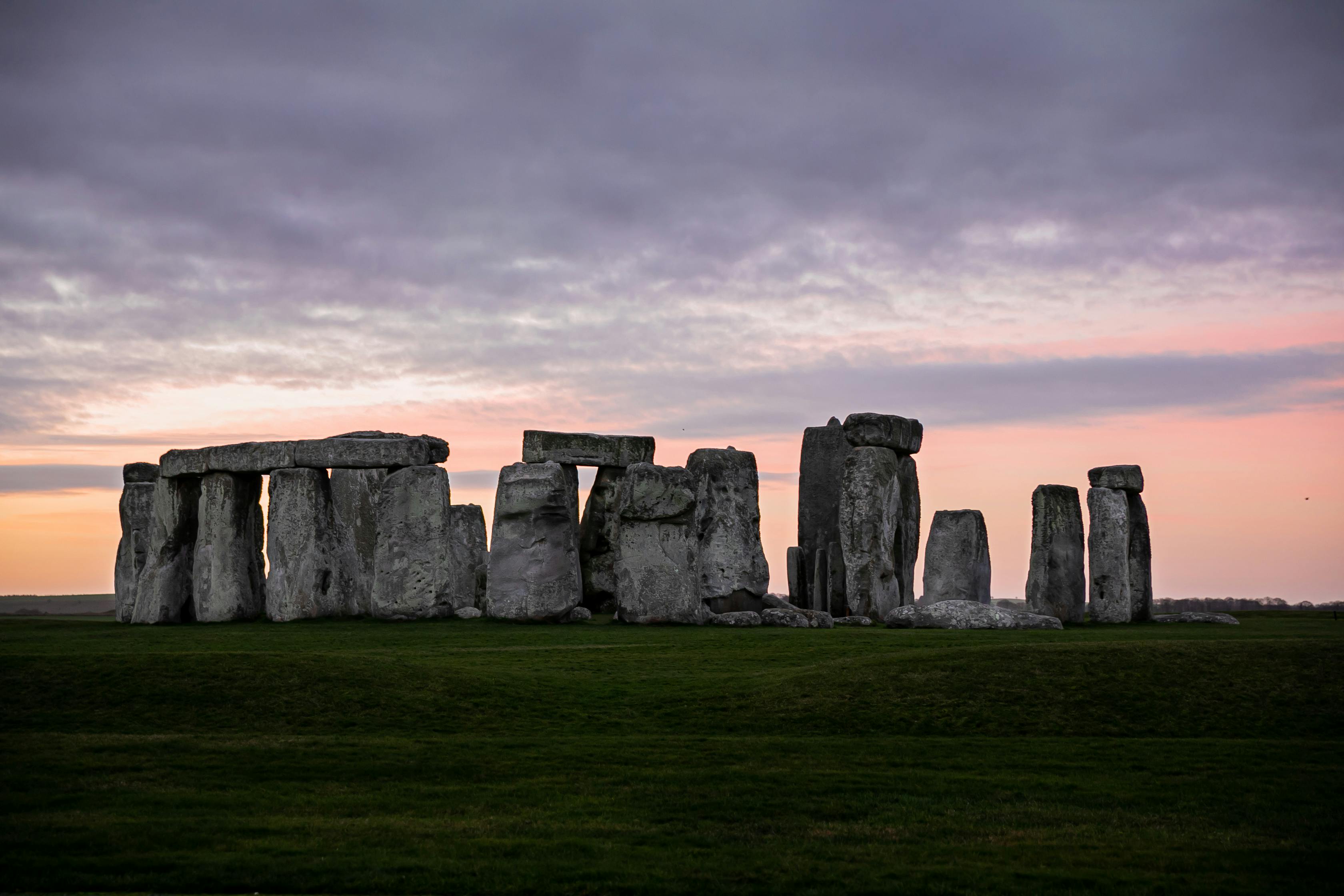 Landscape Photo of Stonehenge · Free Stock Photo