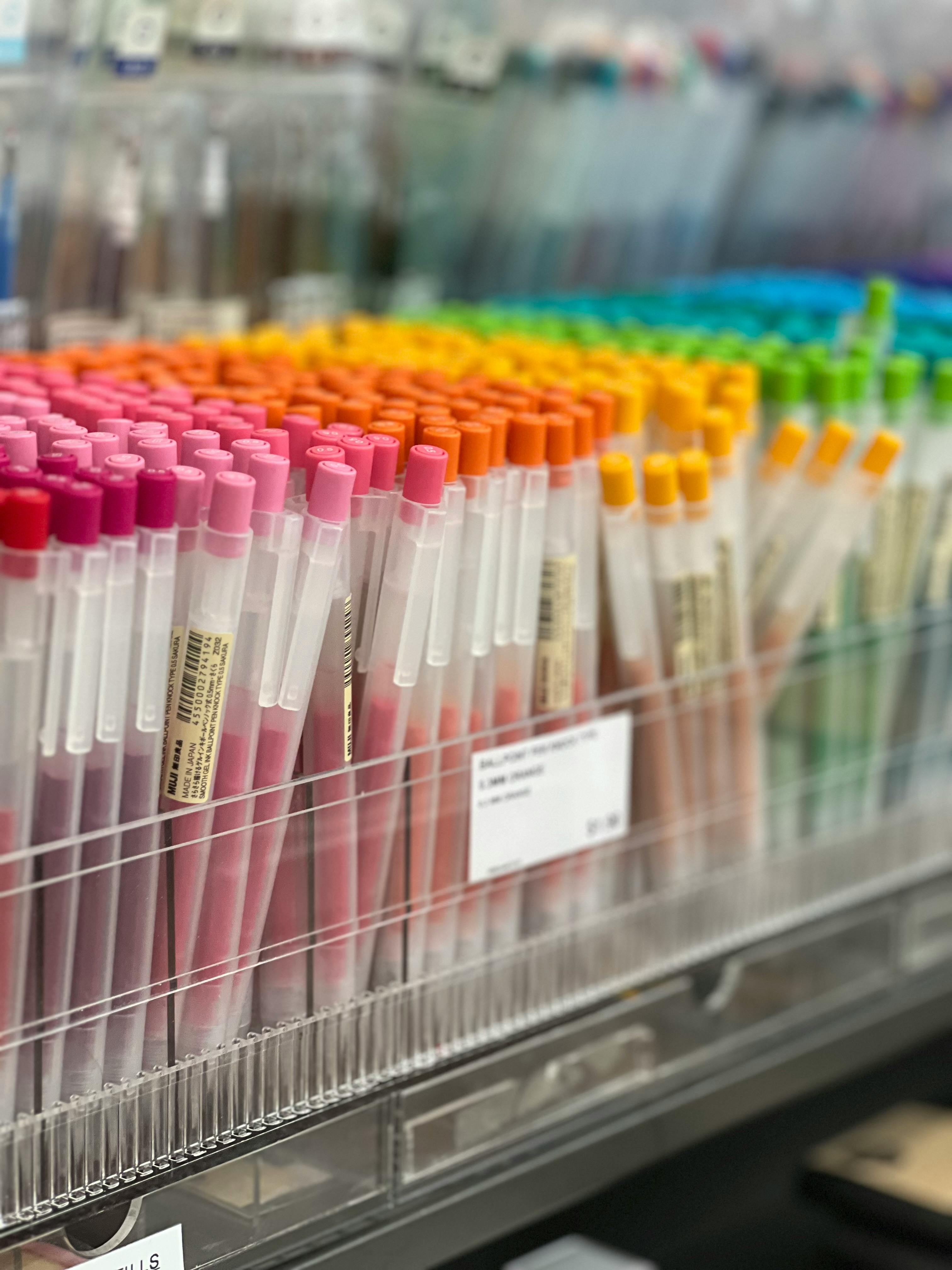 Close up of Pens in a Store · Free Stock Photo