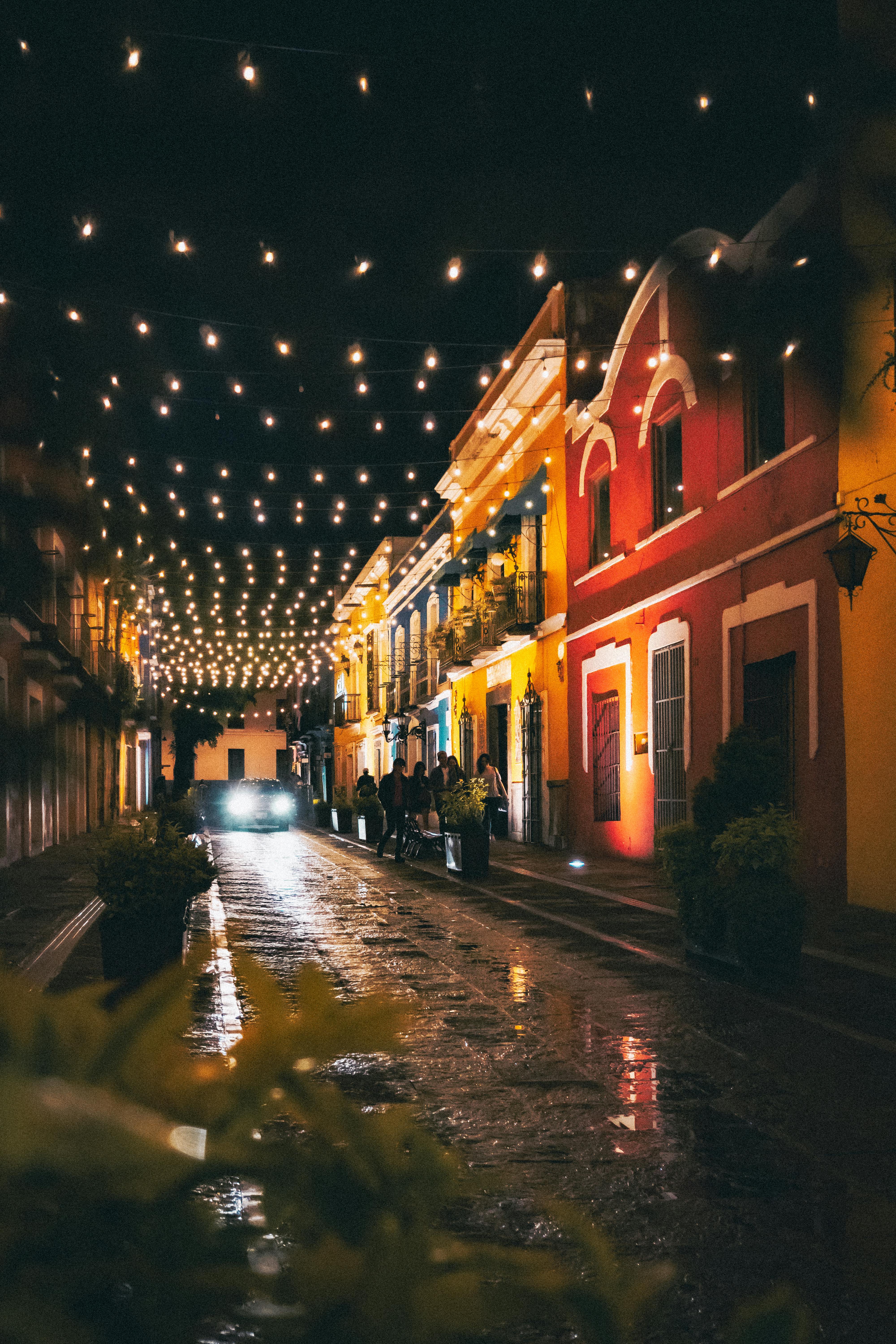 A street with lights and a street with lights · Free Stock Photo
