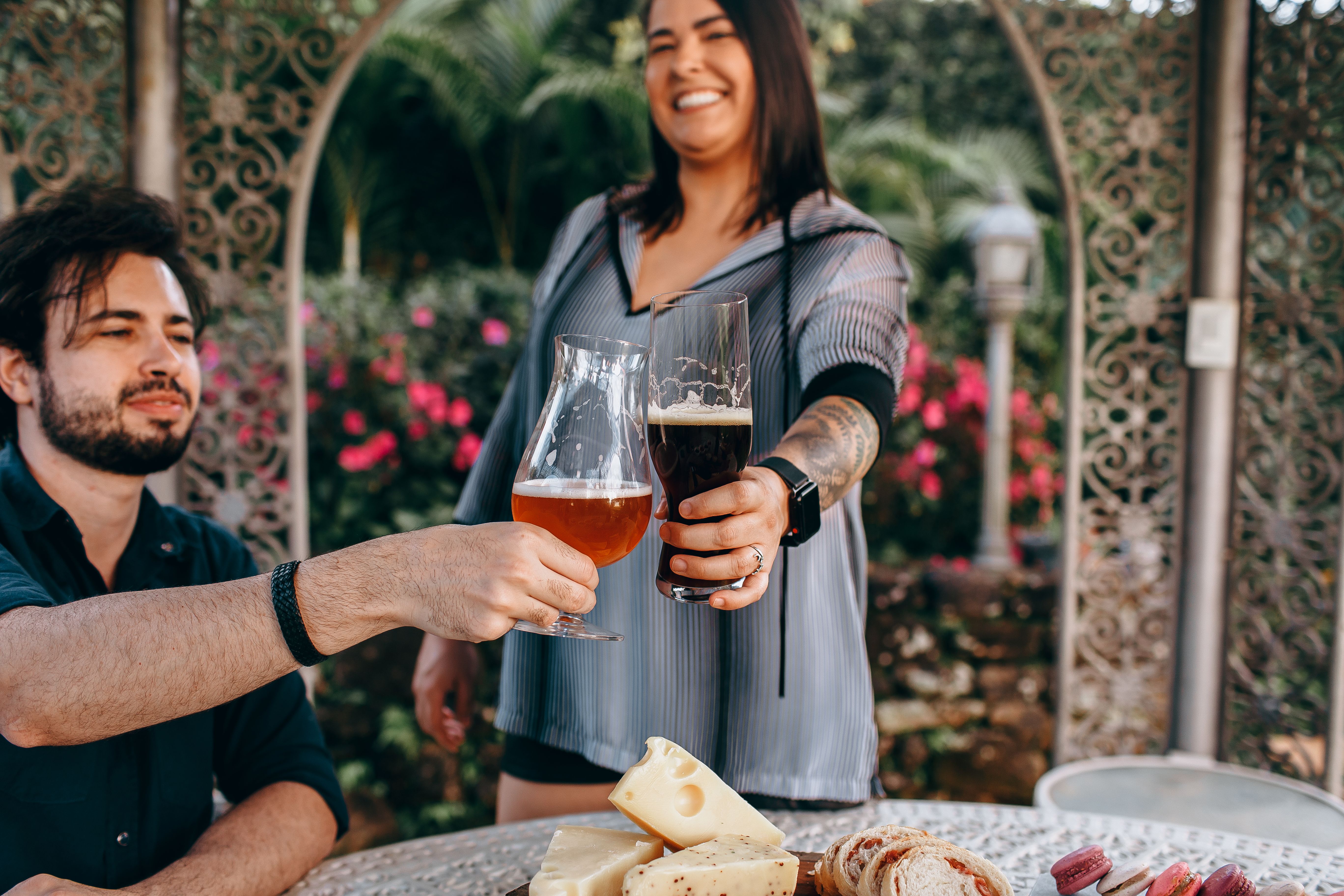 Happy Hour Photos, Download The BEST Free Happy Hour Stock Photos & HD ...