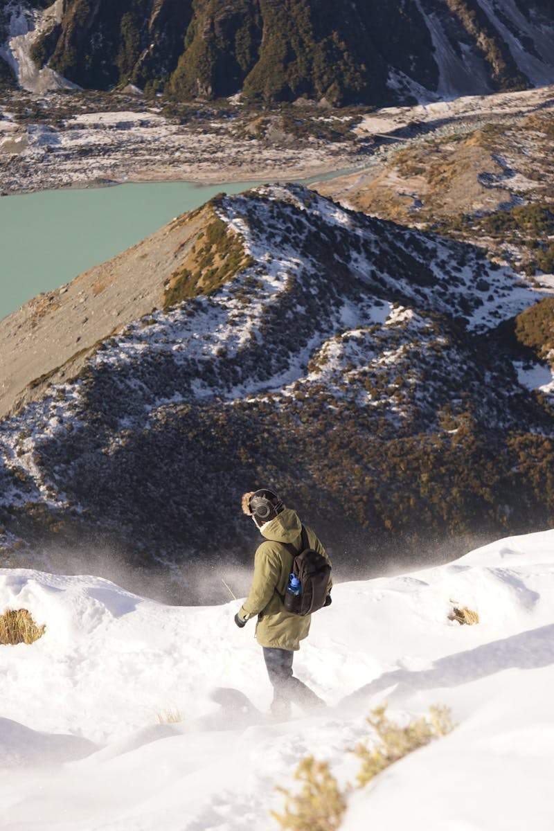 Hitch Hiking Photos, Download The BEST Free Hitch Hiking Stock Photos ...