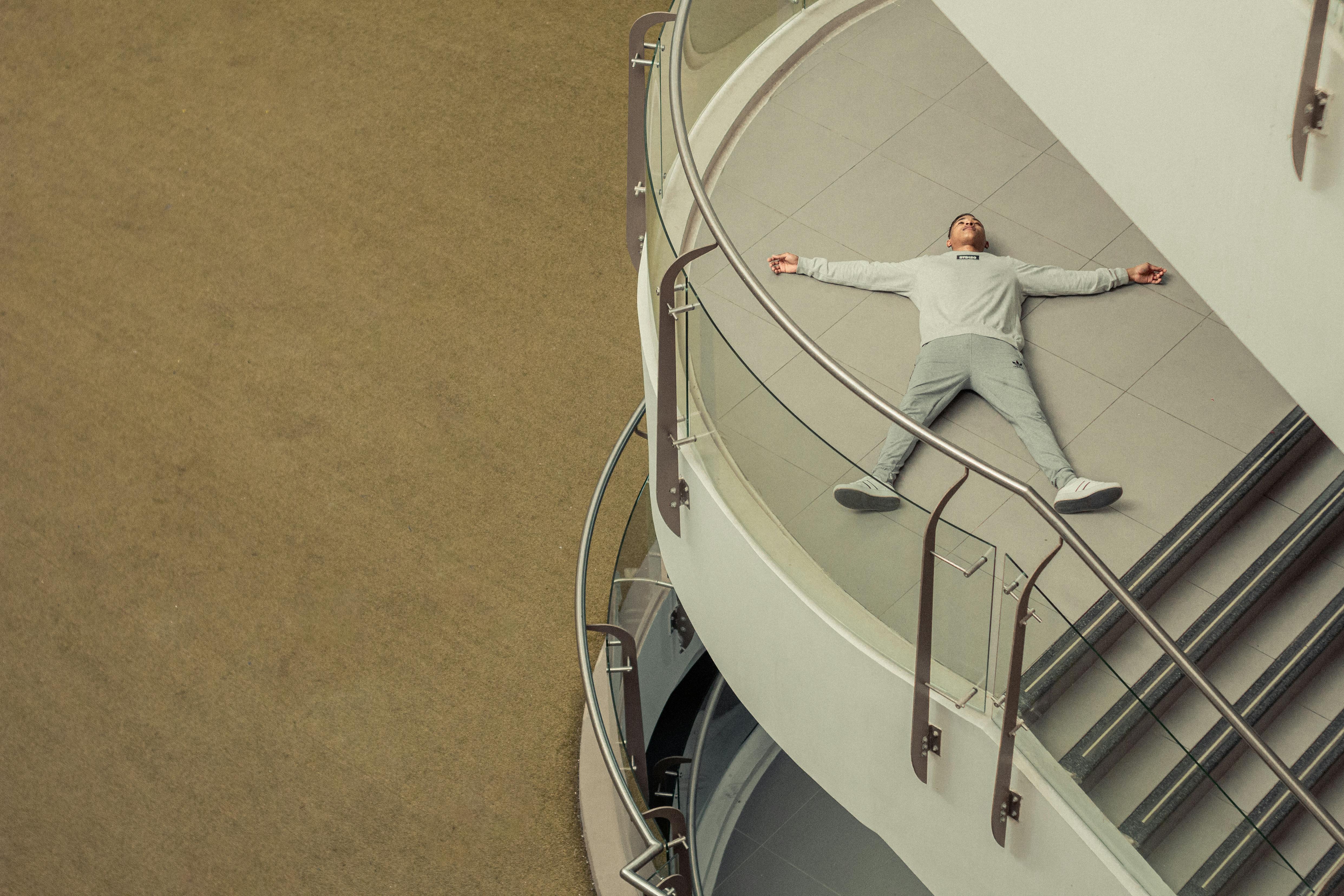 BREAK · Free Stock Photo