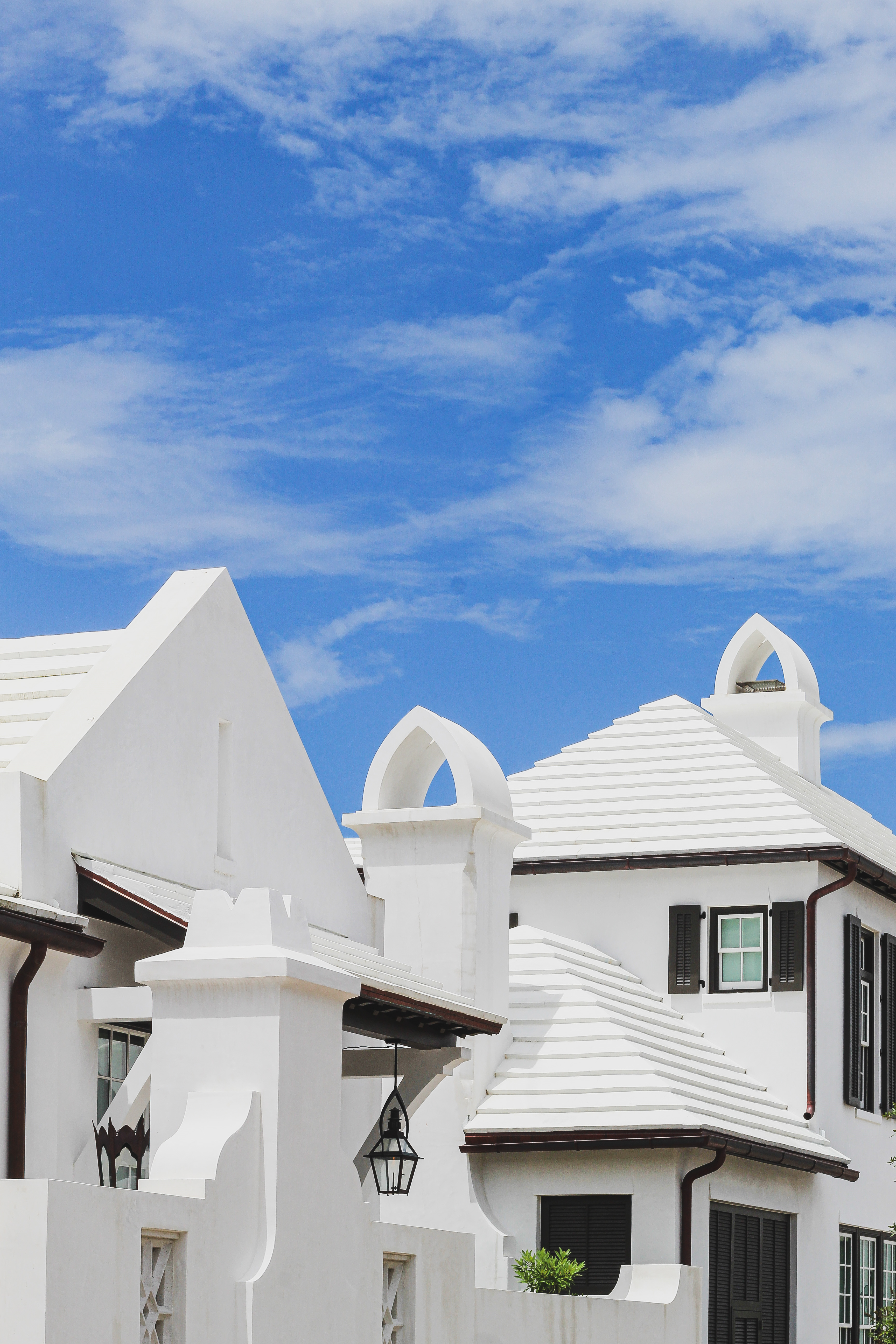 White Classic Buildings in Sunlight · Free Stock Photo