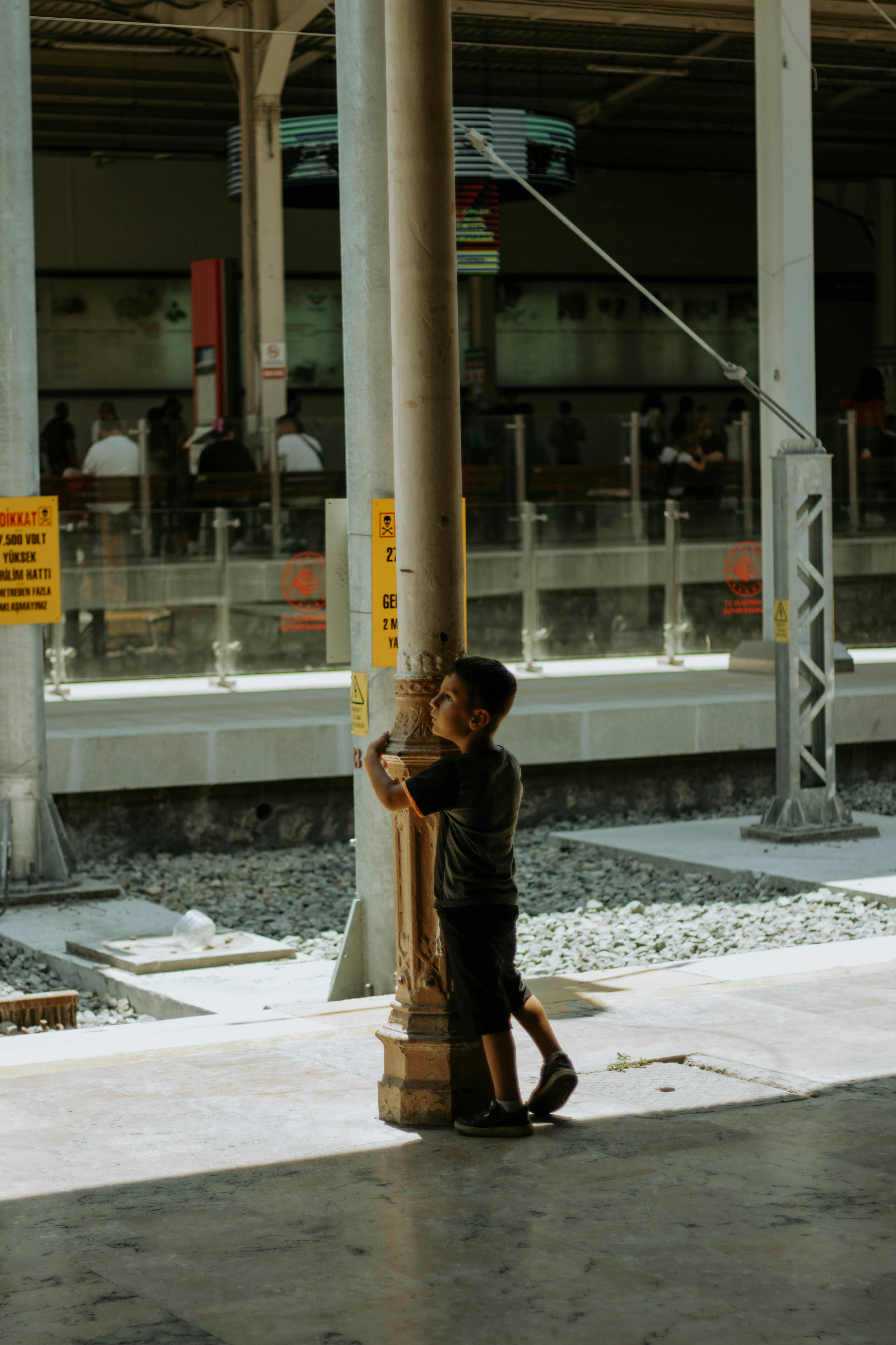 Hand Holding Pole Photos, Download The BEST Free Hand Holding Pole ...