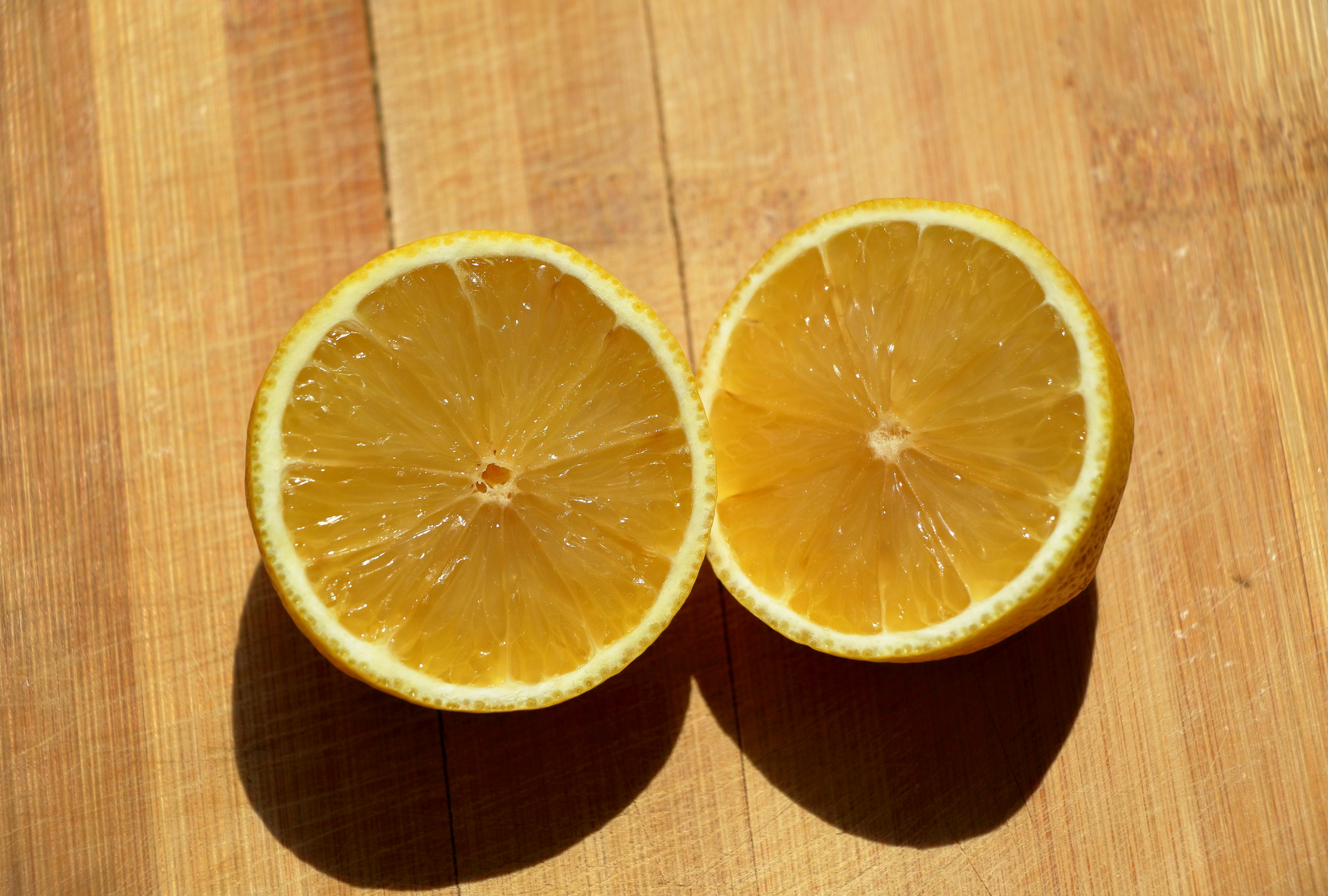 Sliced Lemon · Free Stock Photo