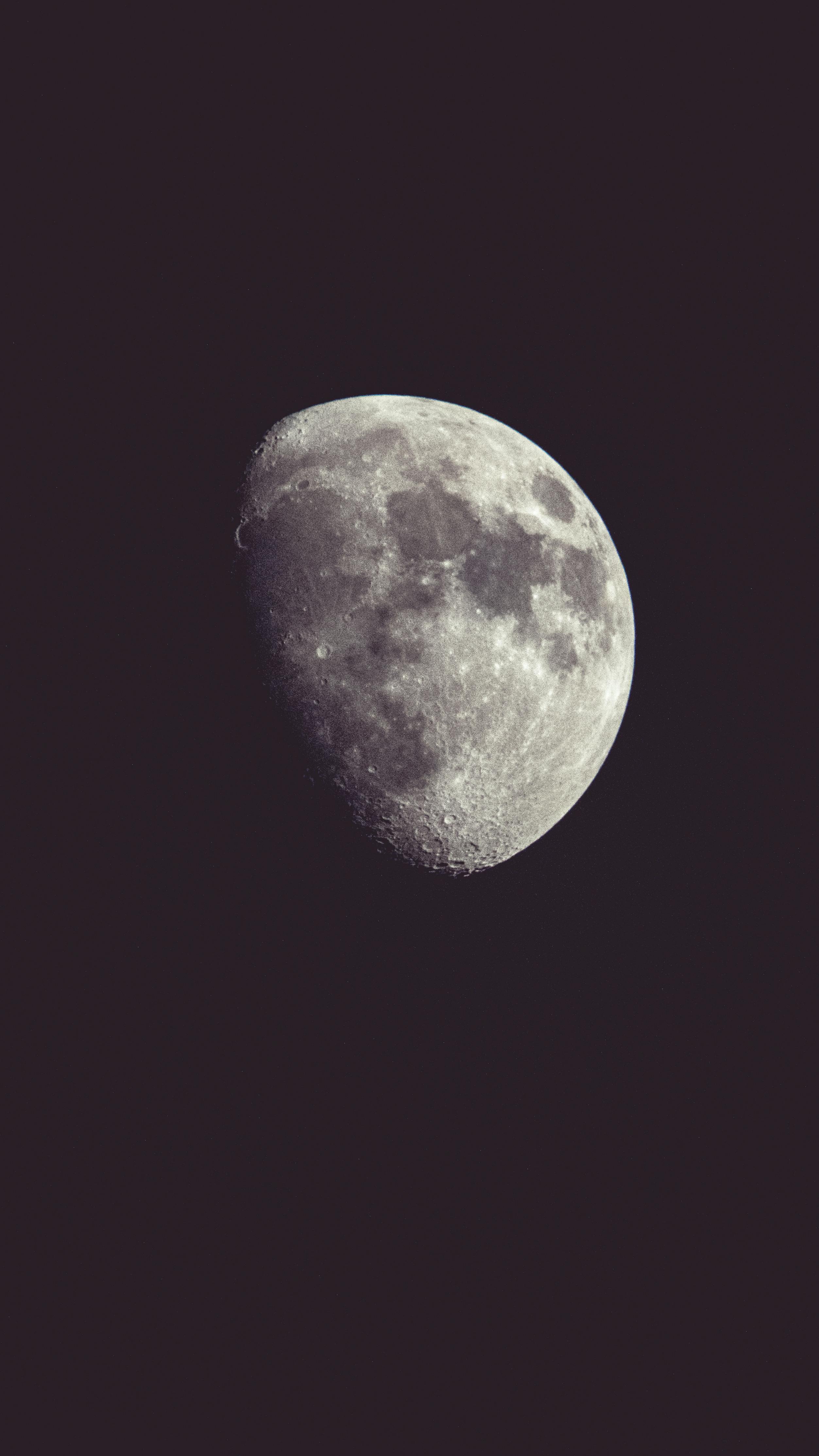 100 000+ Moon Lock Screen Wallpaper banque d’images et photos libres de ...