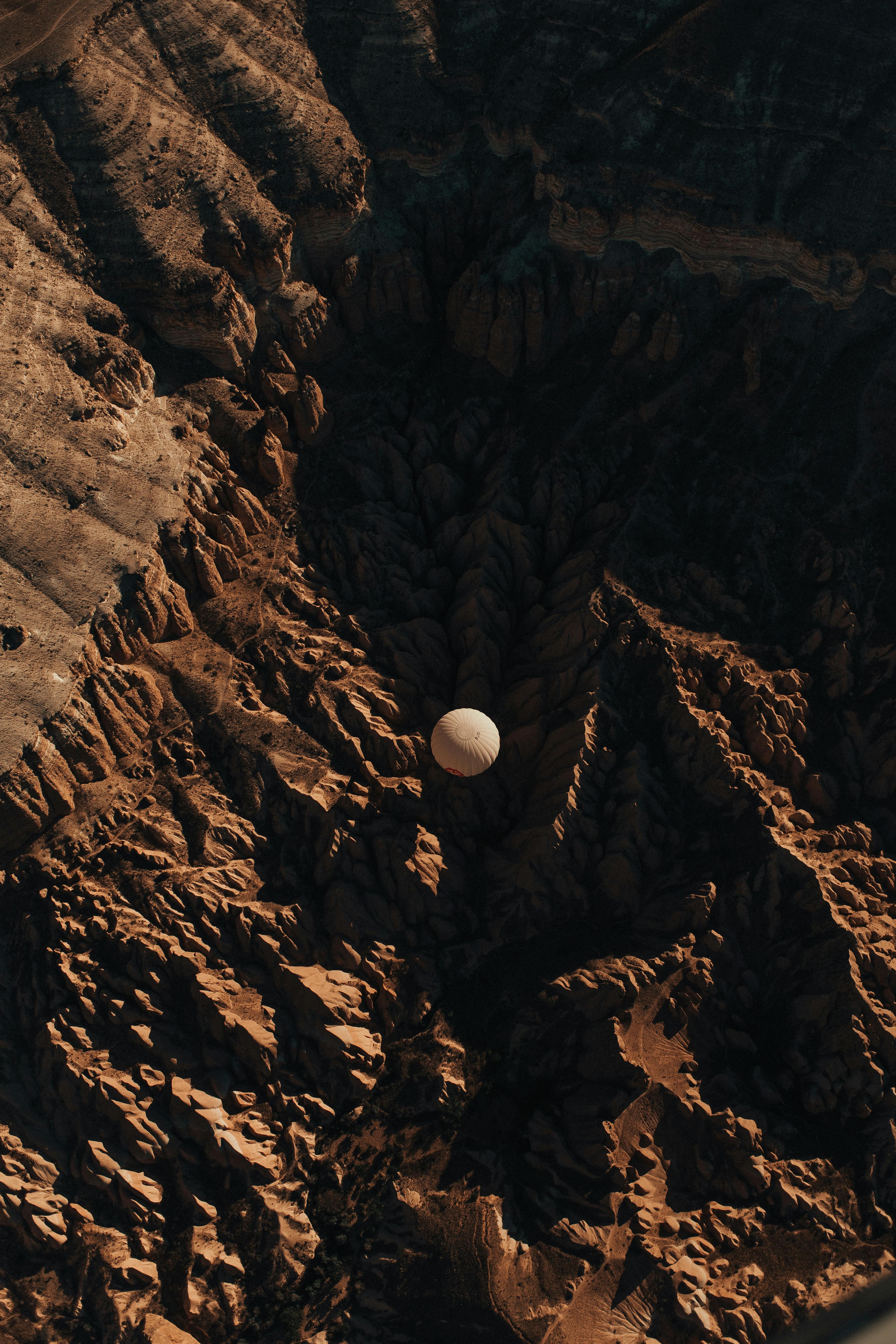 Photo gratuite de brillant, lumière du soleil, montagnes, photo avec un ...