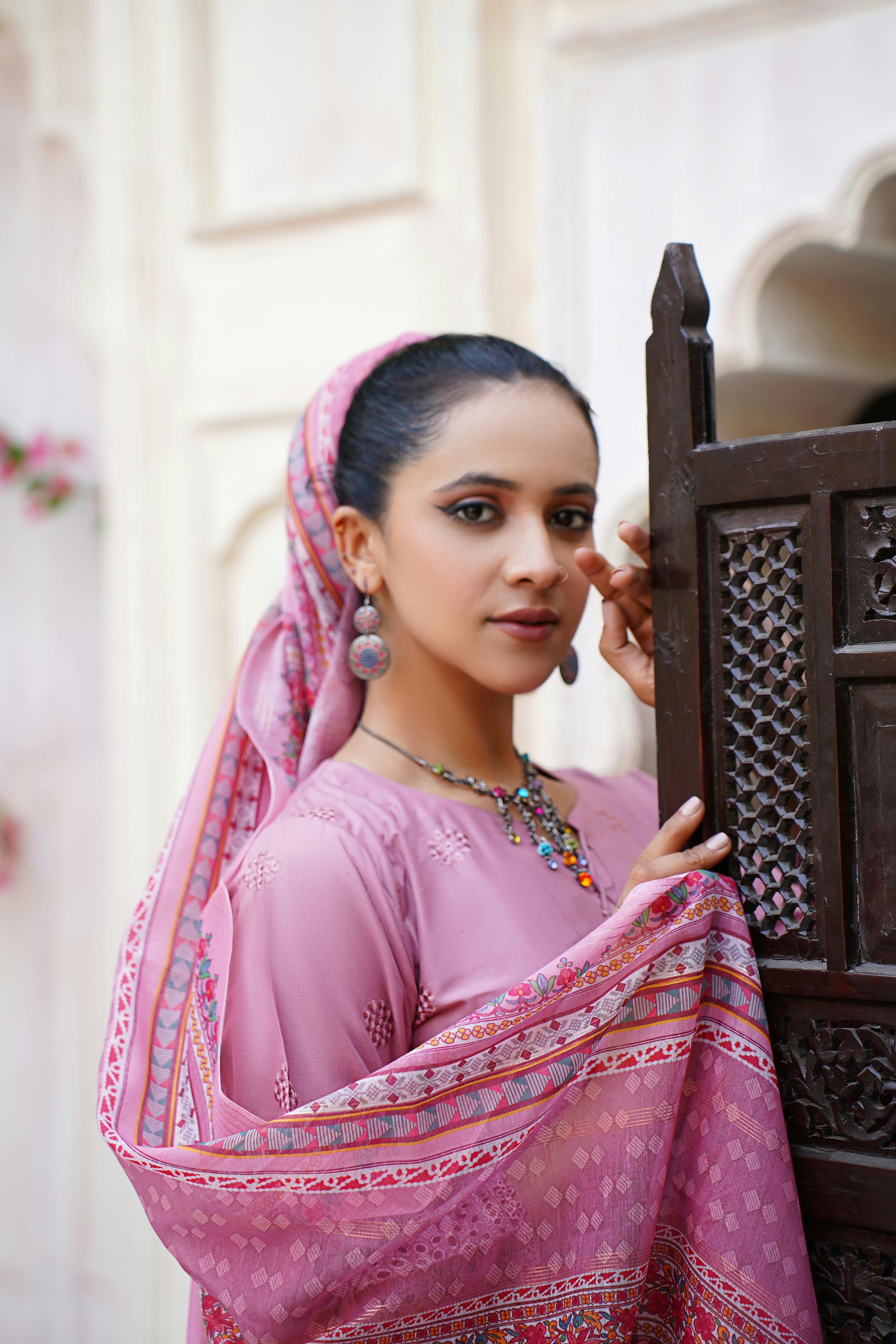 FASHION EASTERN DRESSES BY DHANNO · Free Stock Photo