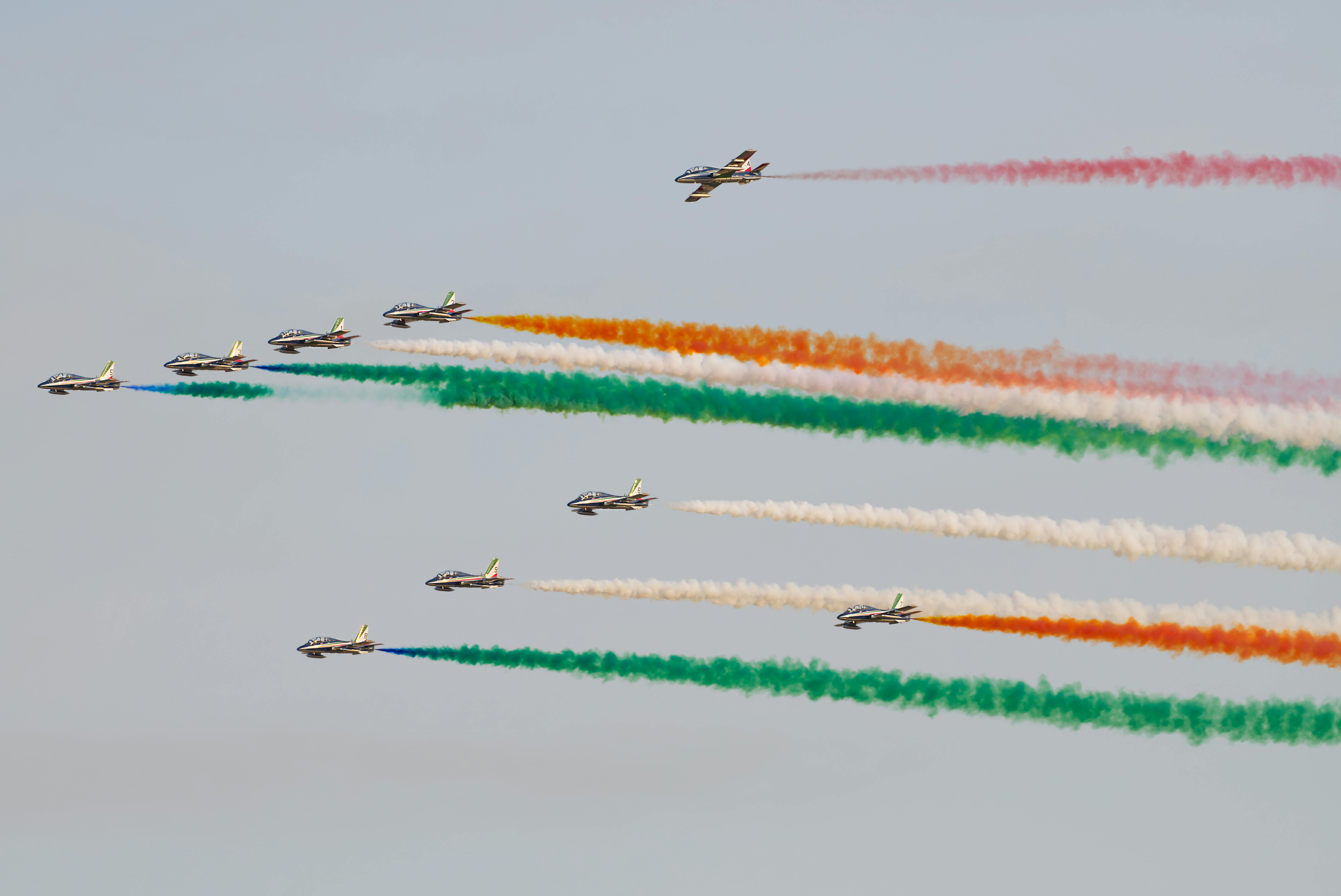 Aerial Flyby Photos, Download The BEST Free Aerial Flyby Stock Photos ...