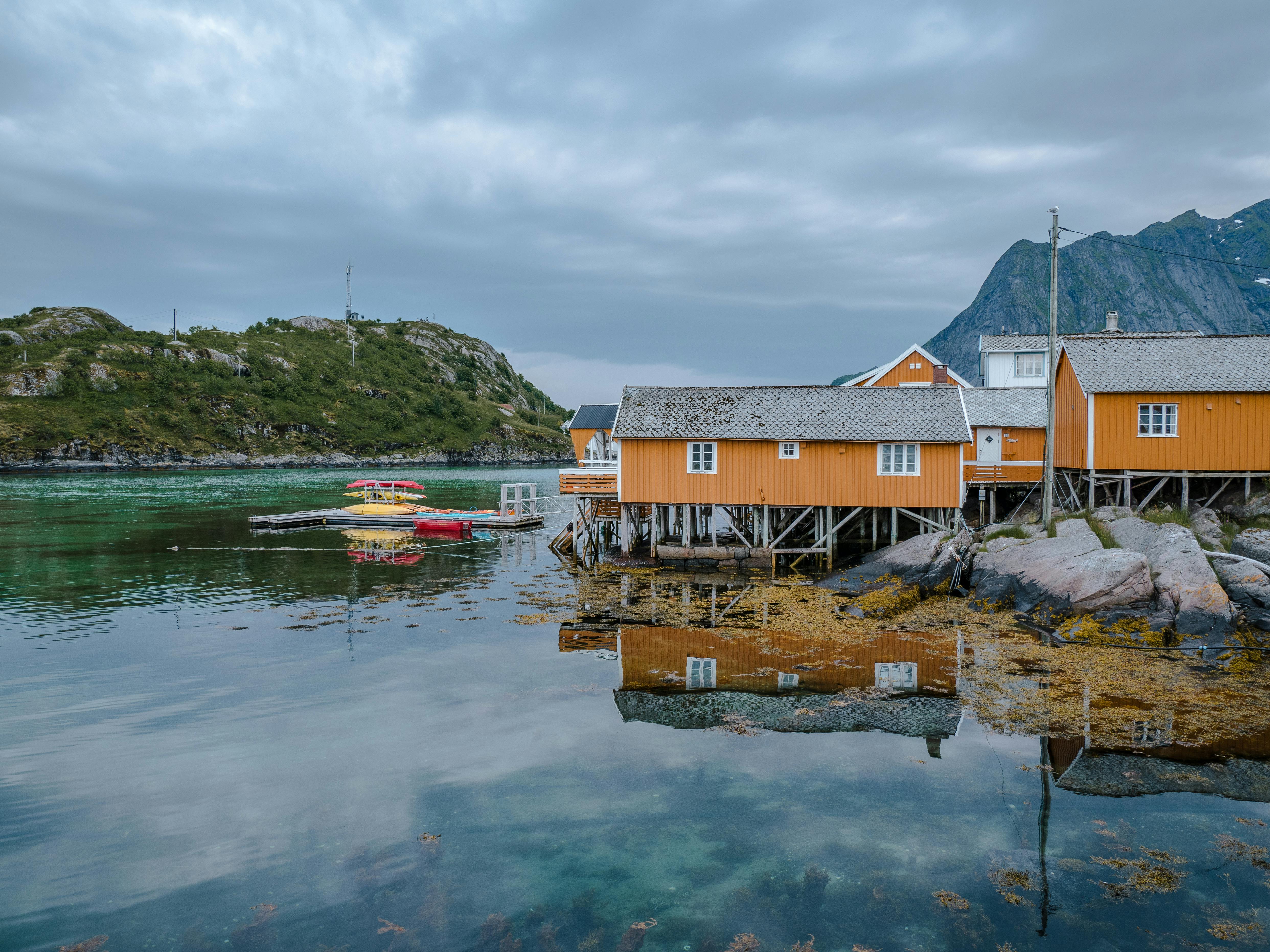 Houses on Sea Shore in Village · Free Stock Photo