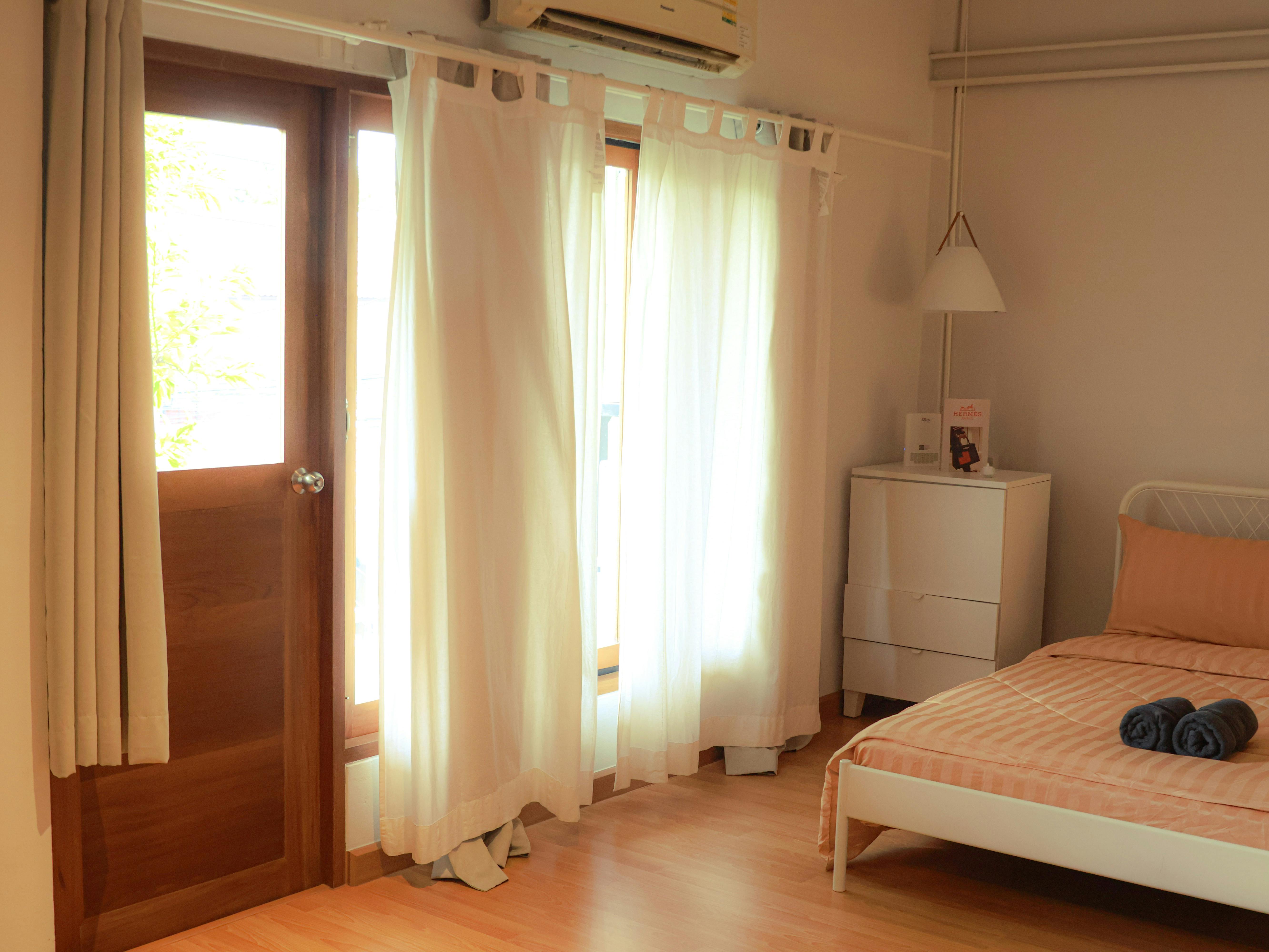 Airbnb Hotel Photos, Download The BEST Free Airbnb Hotel Stock Photos ...