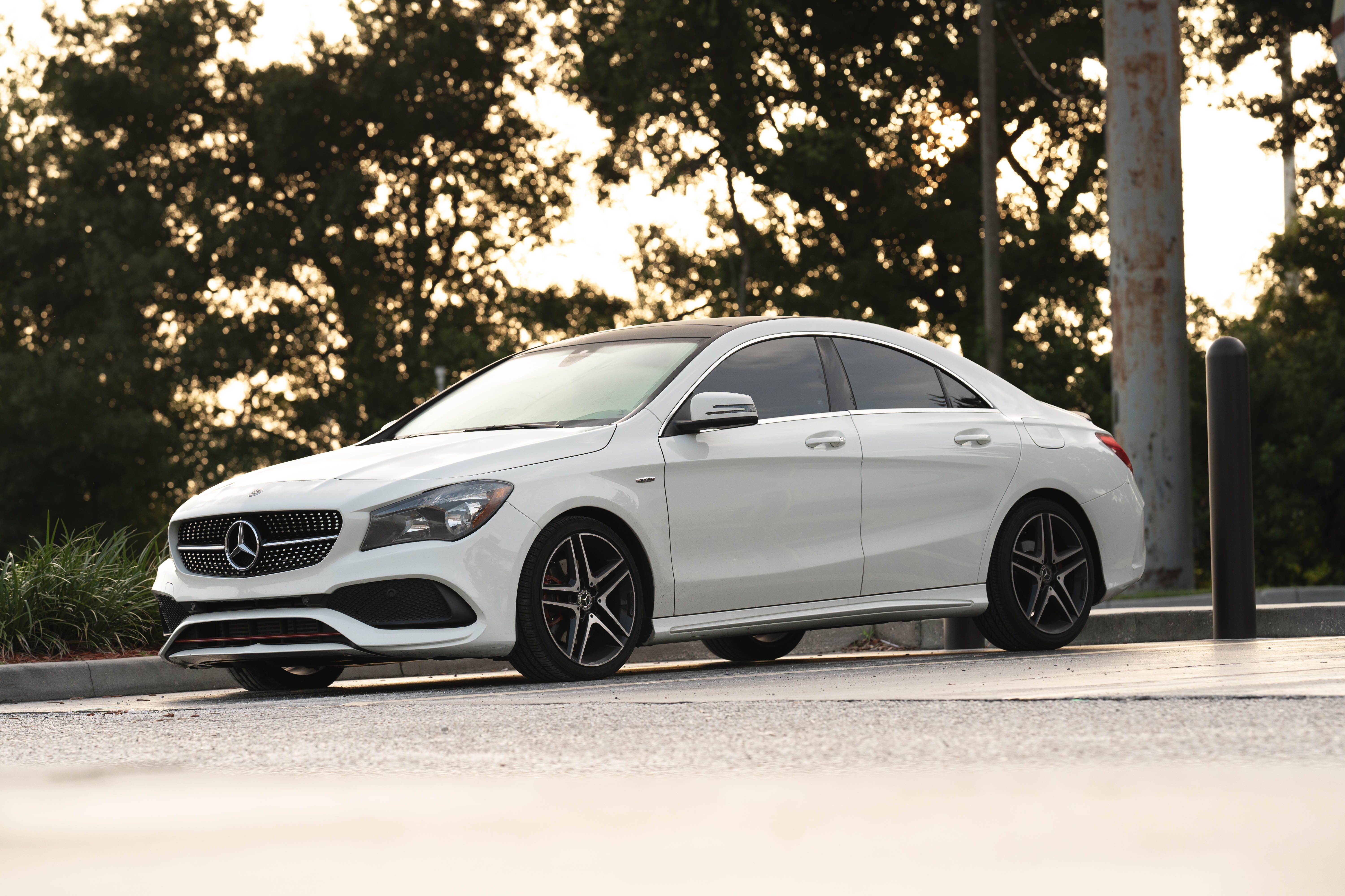 Mercedes · Free Stock Photo