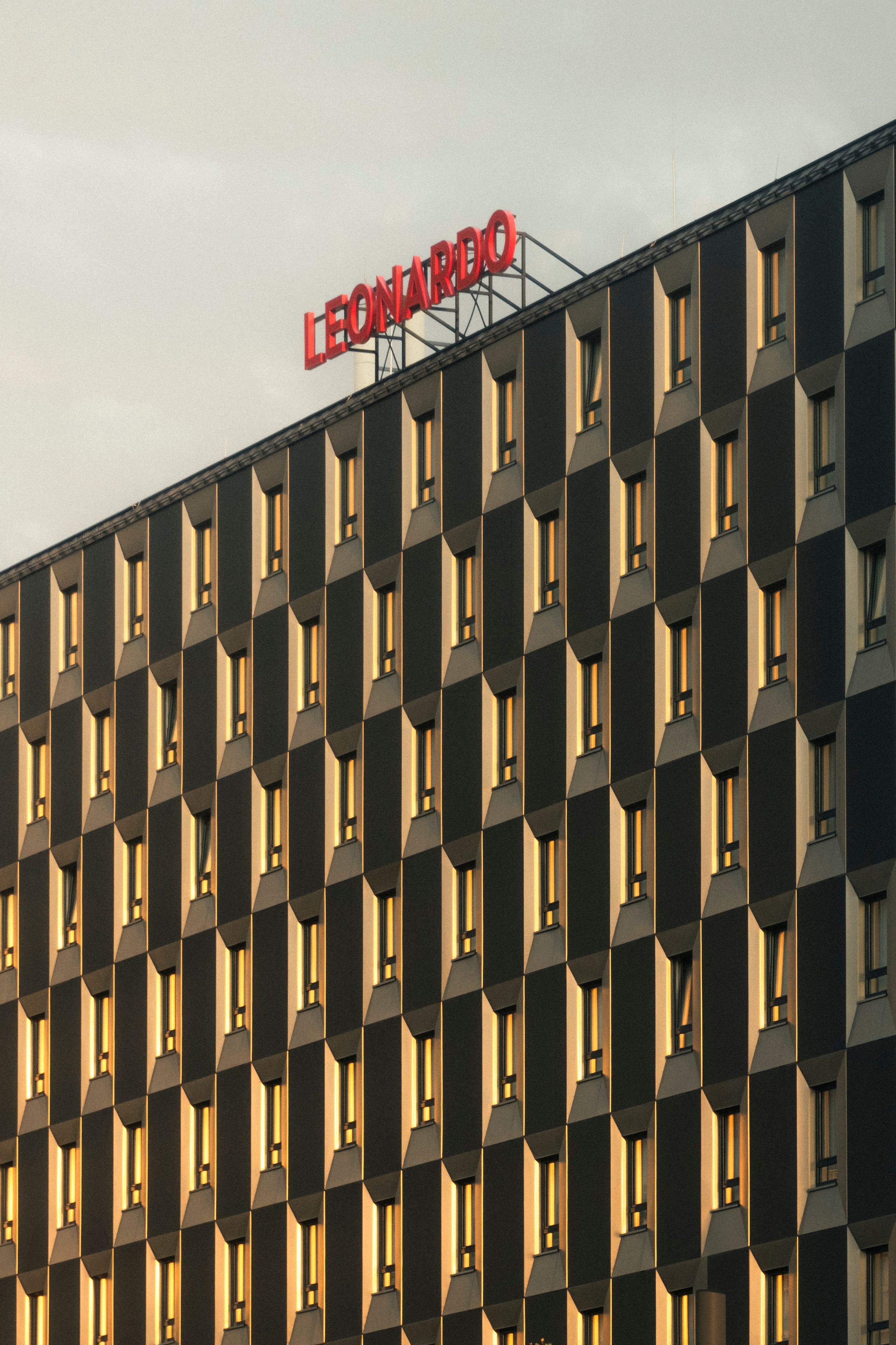 Leonardo De Carpio Photos, Download The BEST Free Leonardo De Carpio ...
