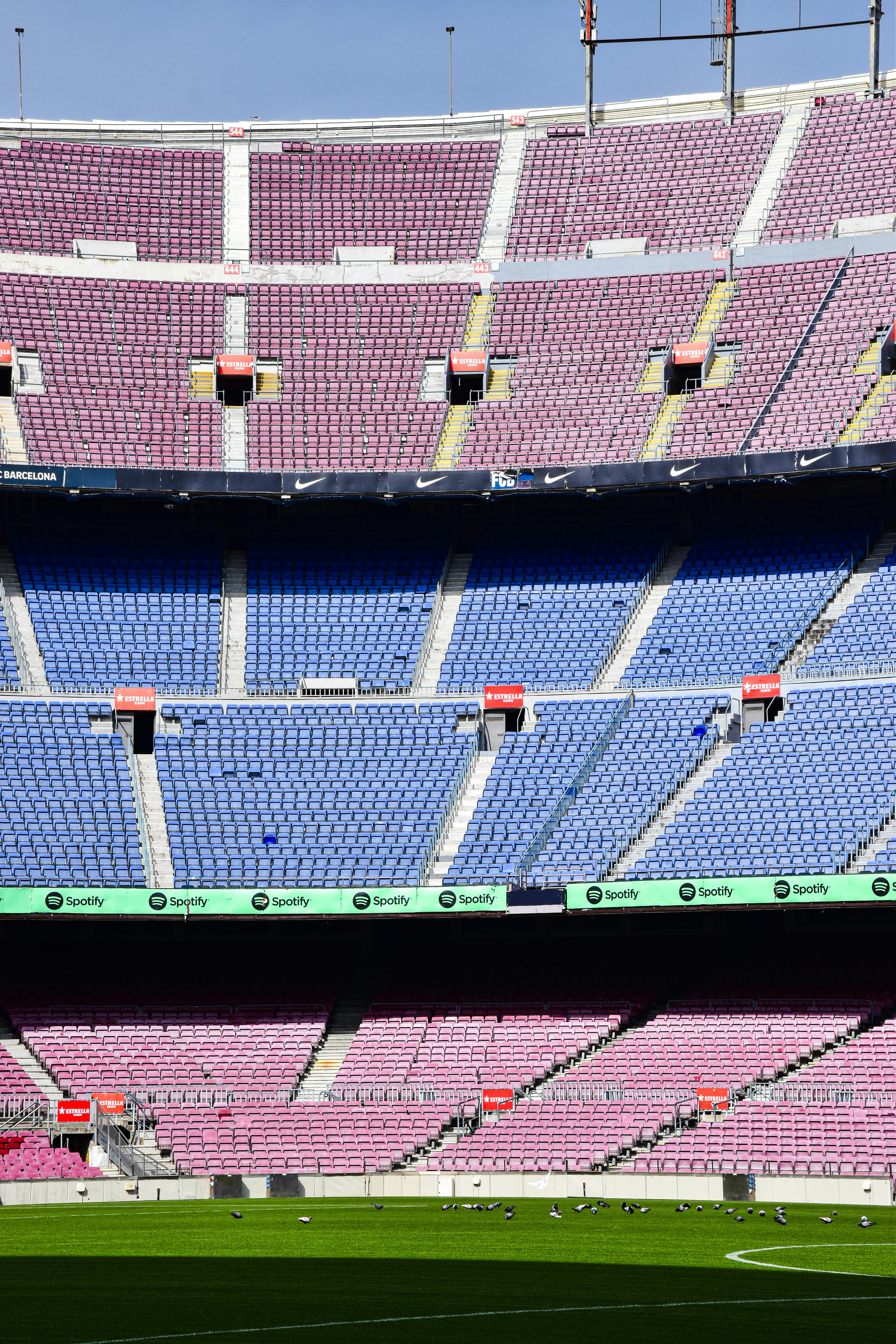 Foto profissional gratuita de ao ar livre, arquibancada, arquitetura ...