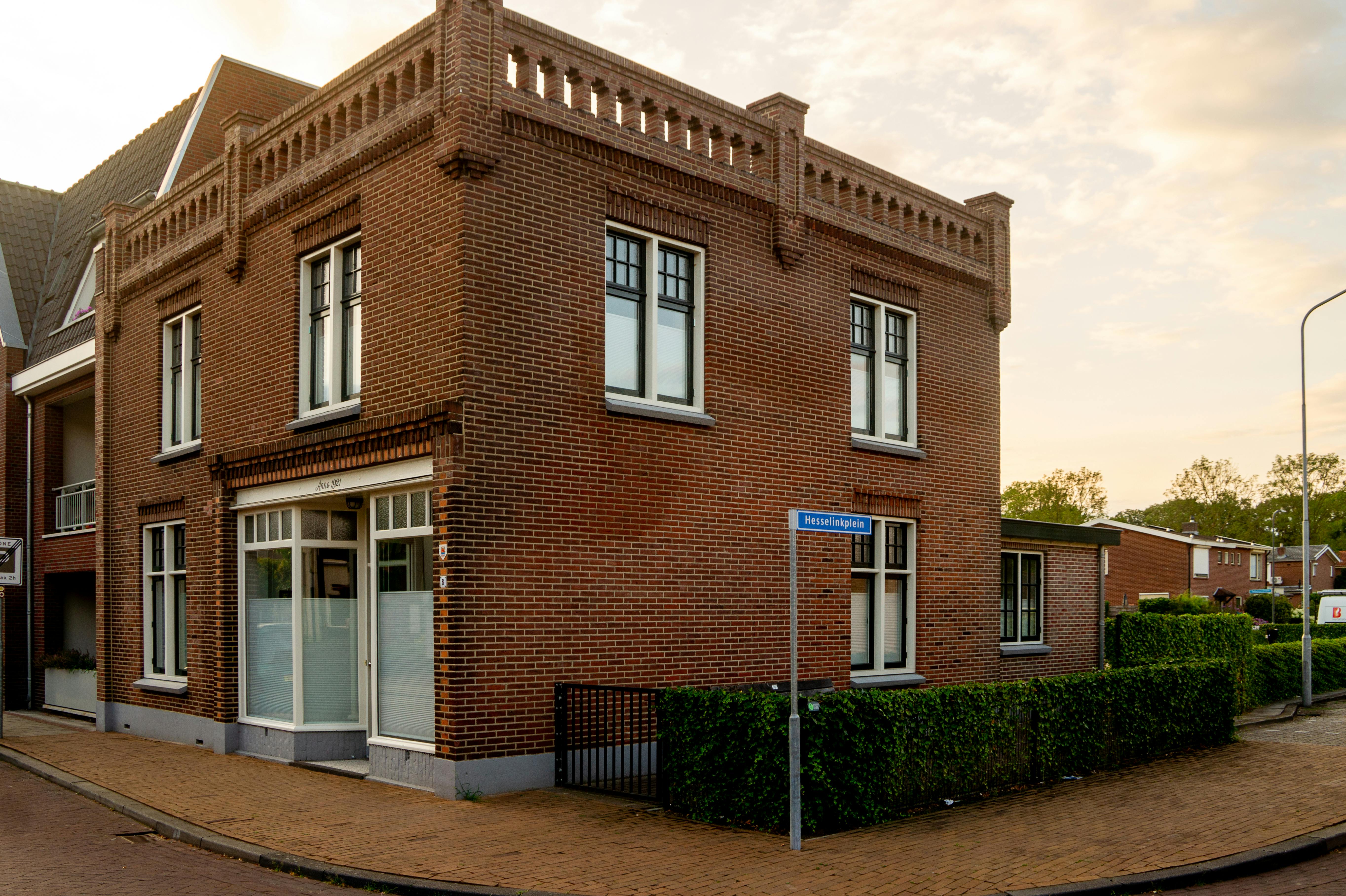 Corner of House in Town · Free Stock Photo