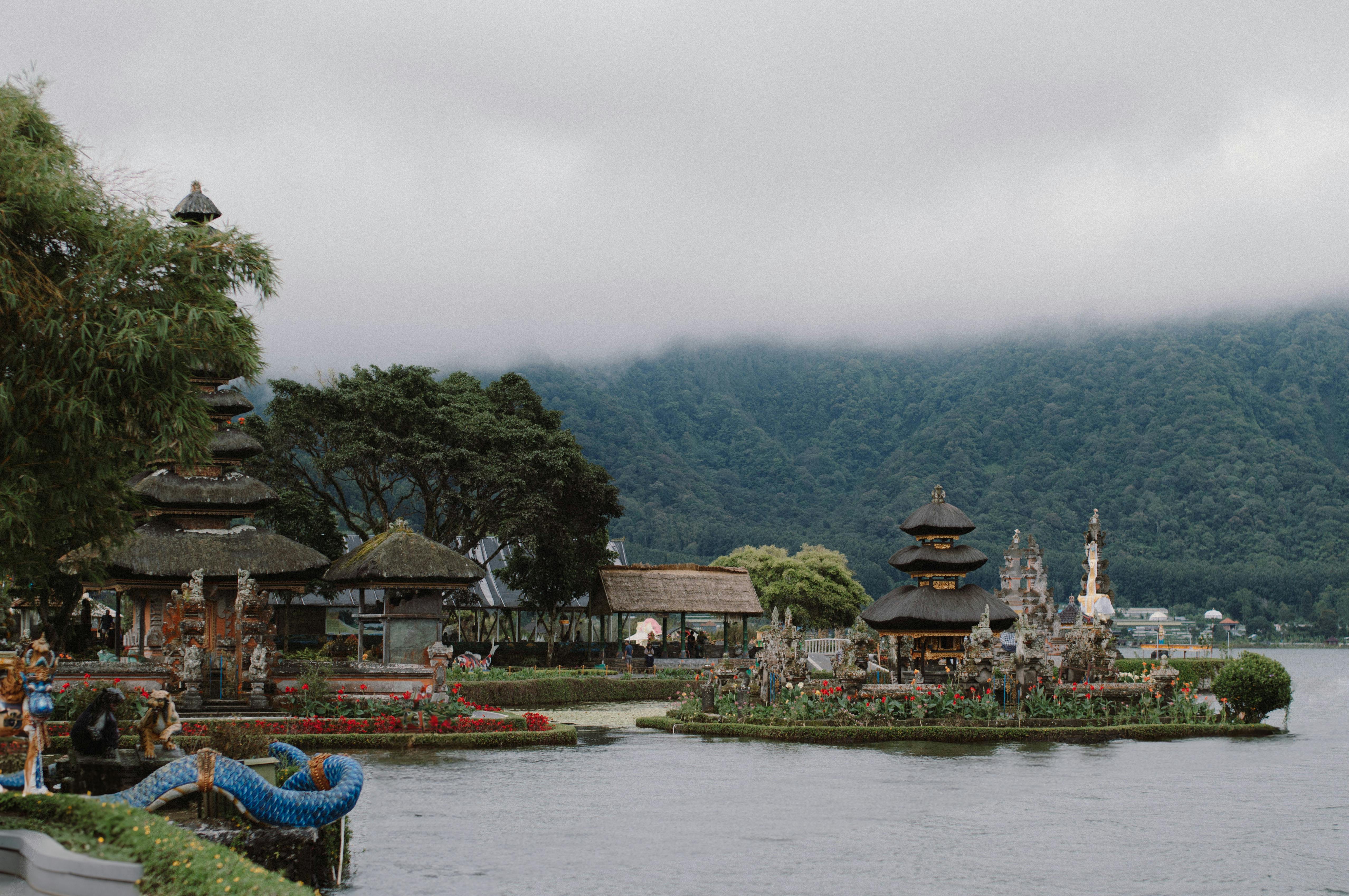 Ulun Danu Bratan Temple, Tabanan, Bali, Indonesia · Free Stock Photo