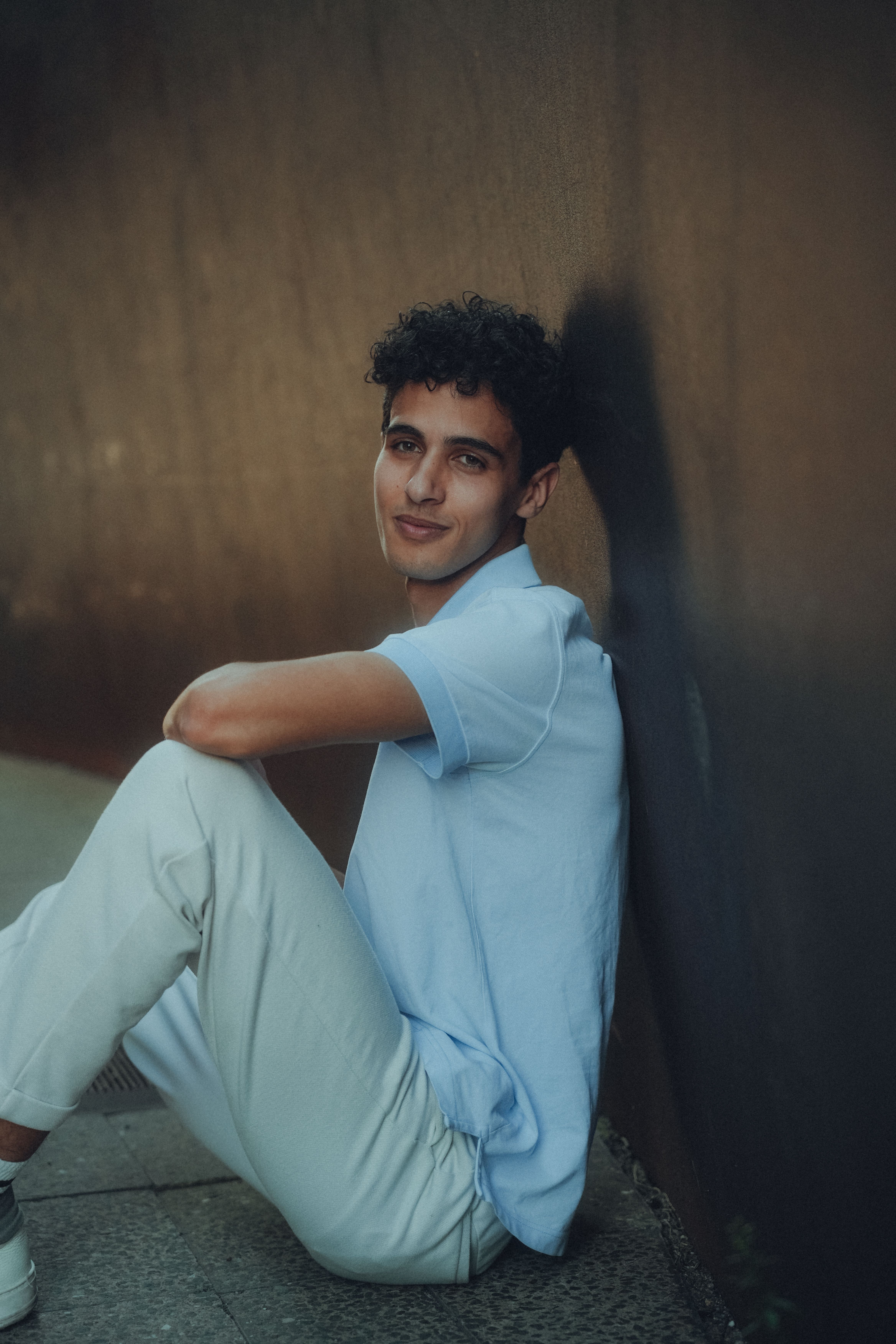 Side View Close-up of a Man in a Polo Shirt · Free Stock Photo