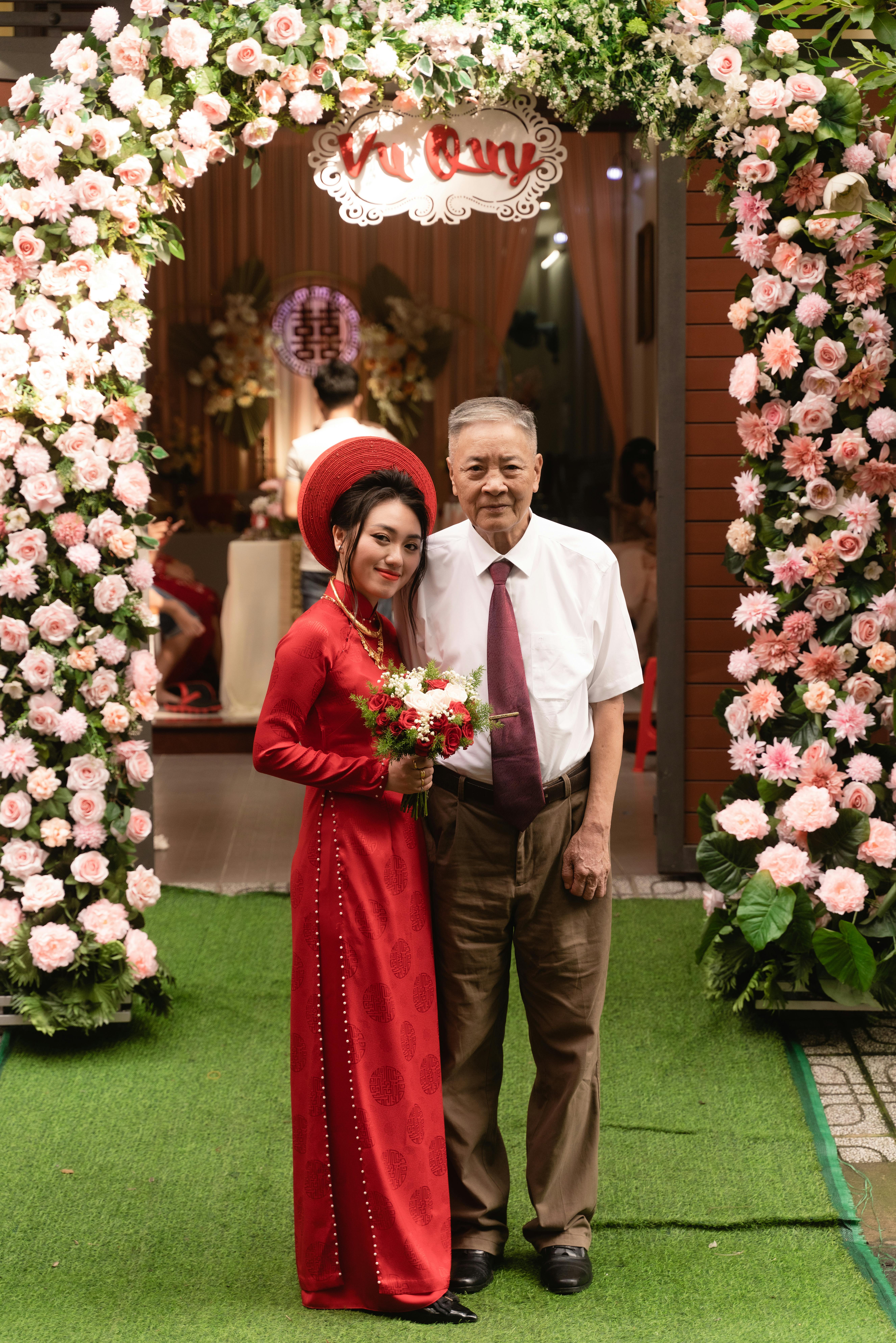 Grandpa Standing Photos, Download The BEST Free Grandpa Standing Stock ...