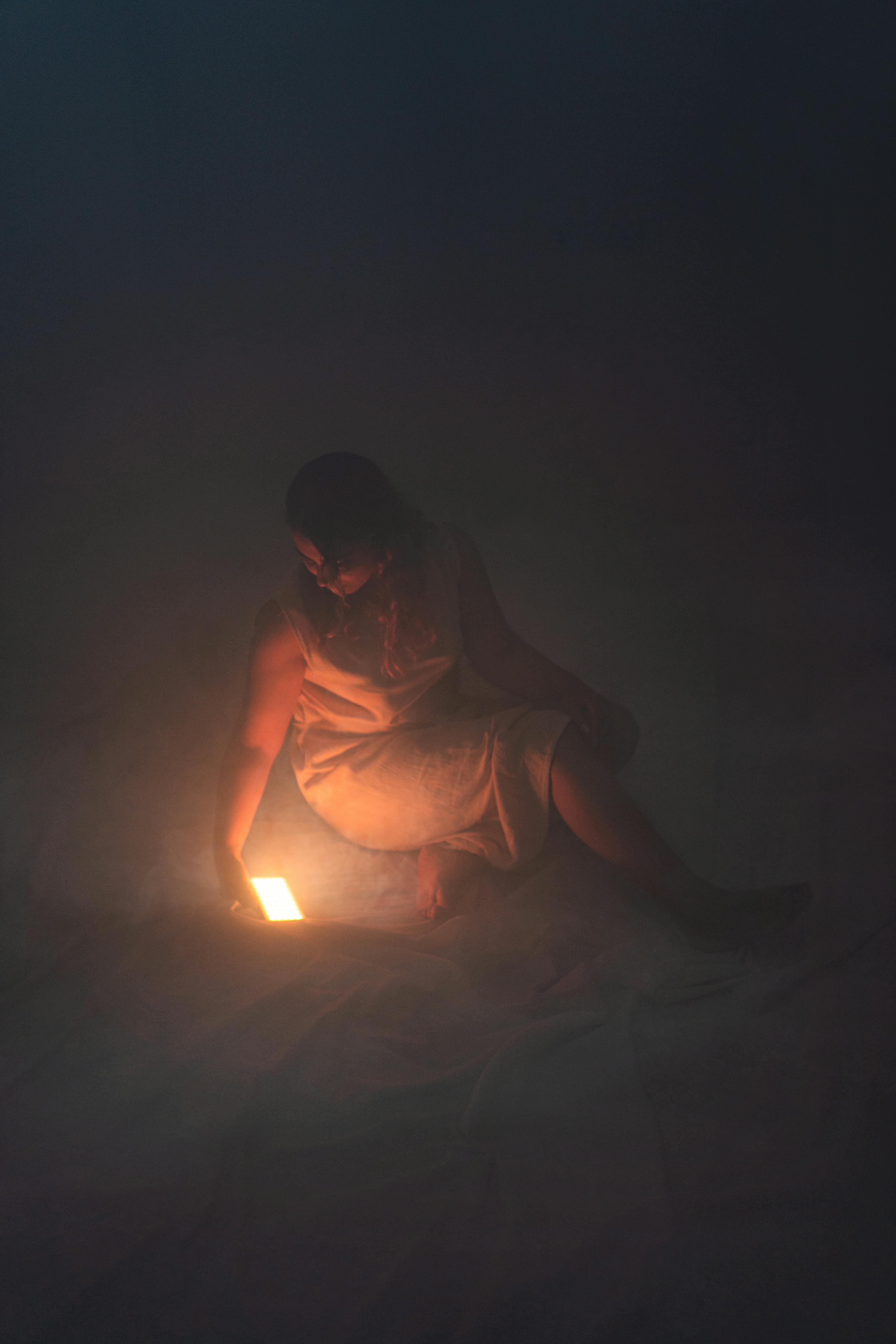 "INSIDE" - "Daroon" · Free Stock Photo