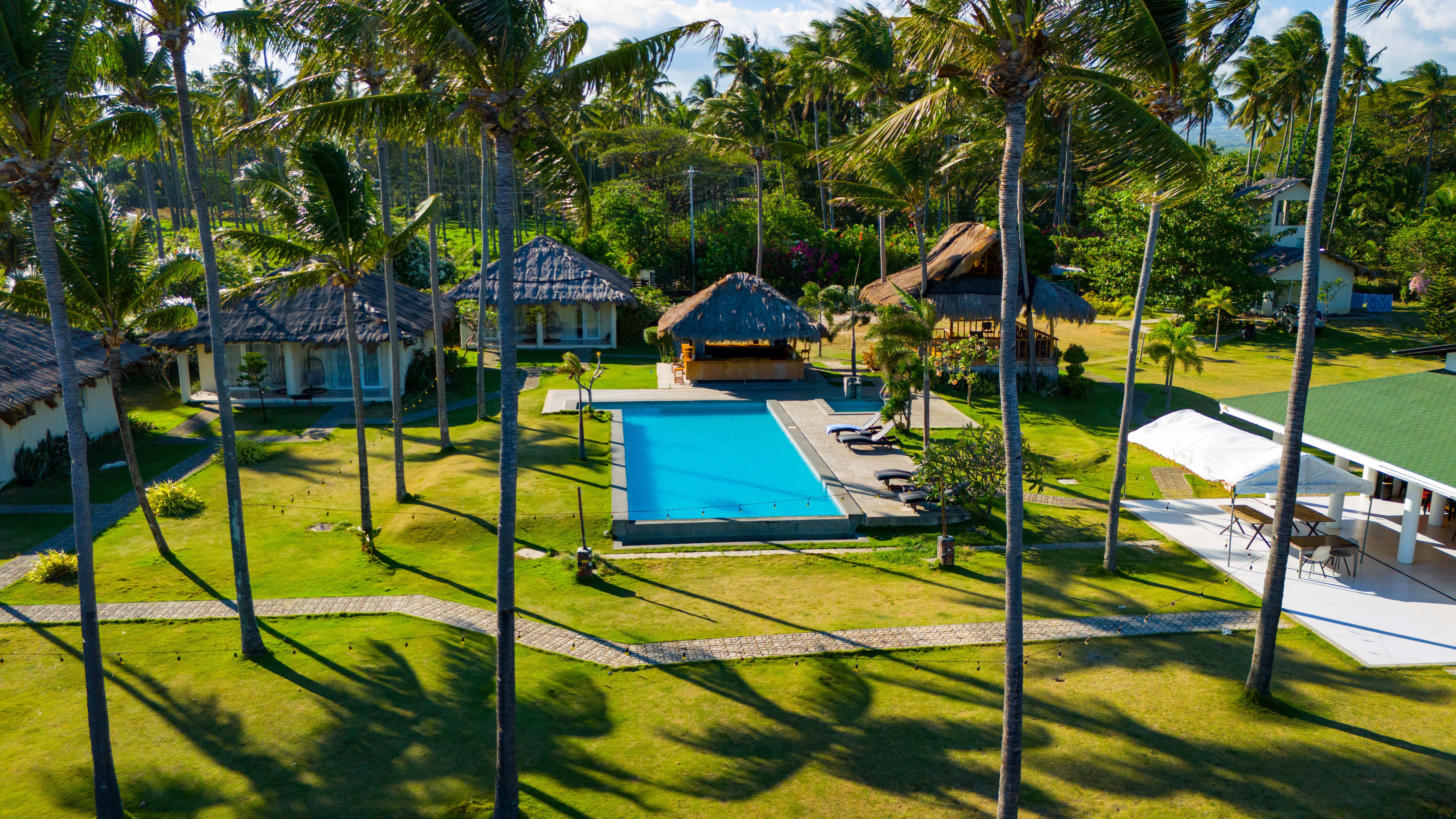Resort with swimming pool in Philippines. · Free Stock Photo