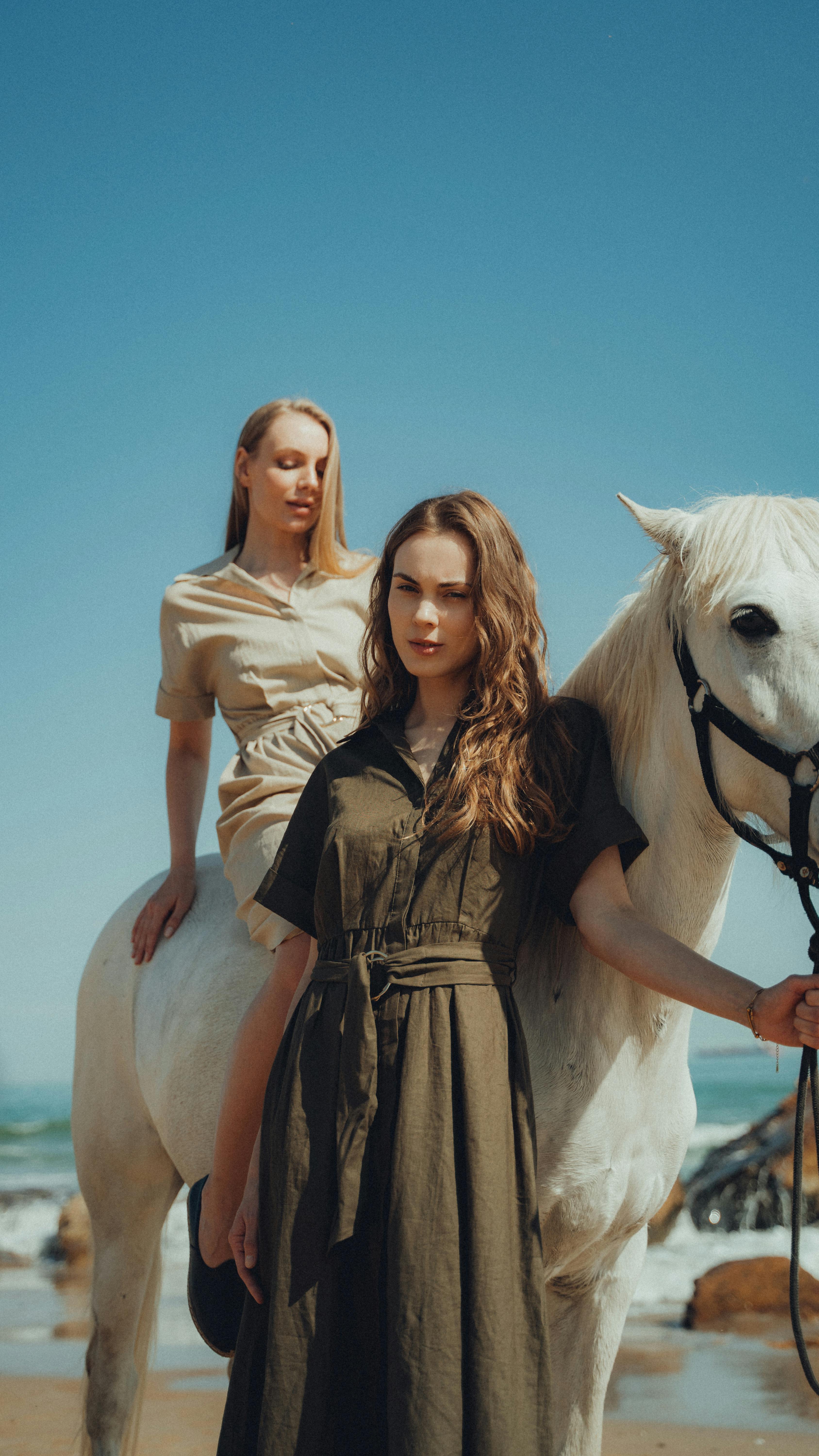 Beach Models Photos, Download The BEST Free Beach Models Stock Photos ...