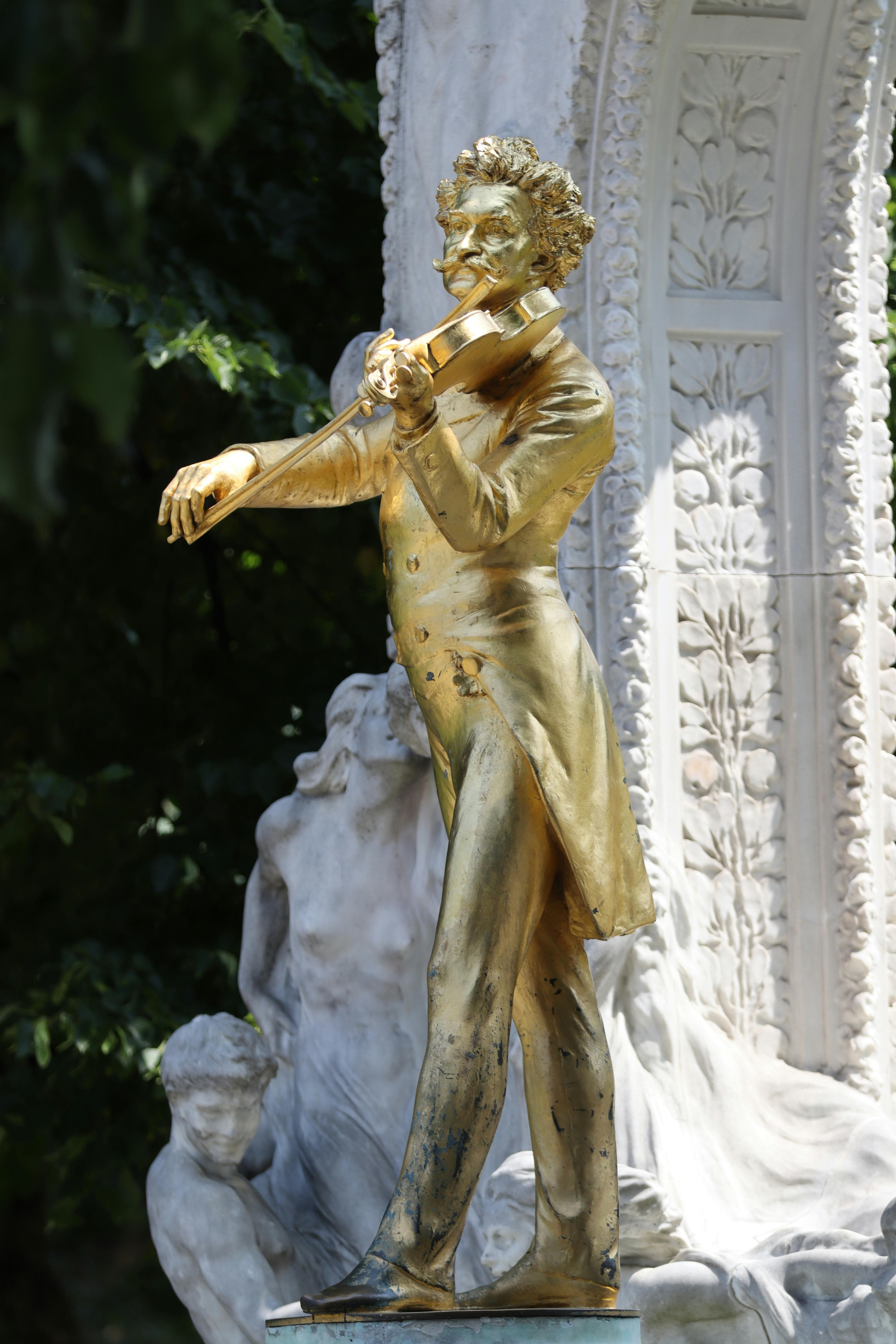 Man in Suit Concrete Statue · Free Stock Photo