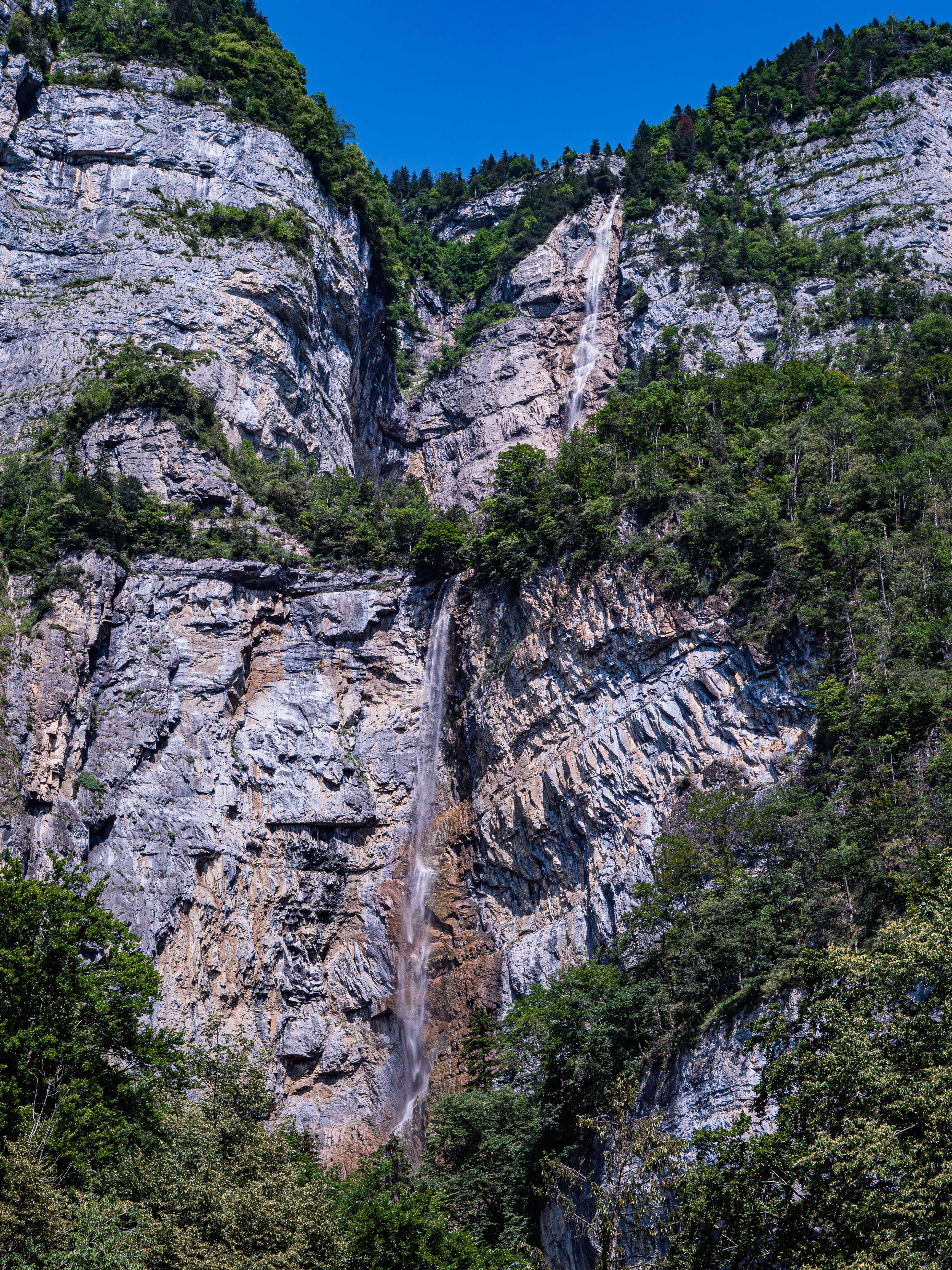 Waterfalls on Cliff · Free Stock Photo