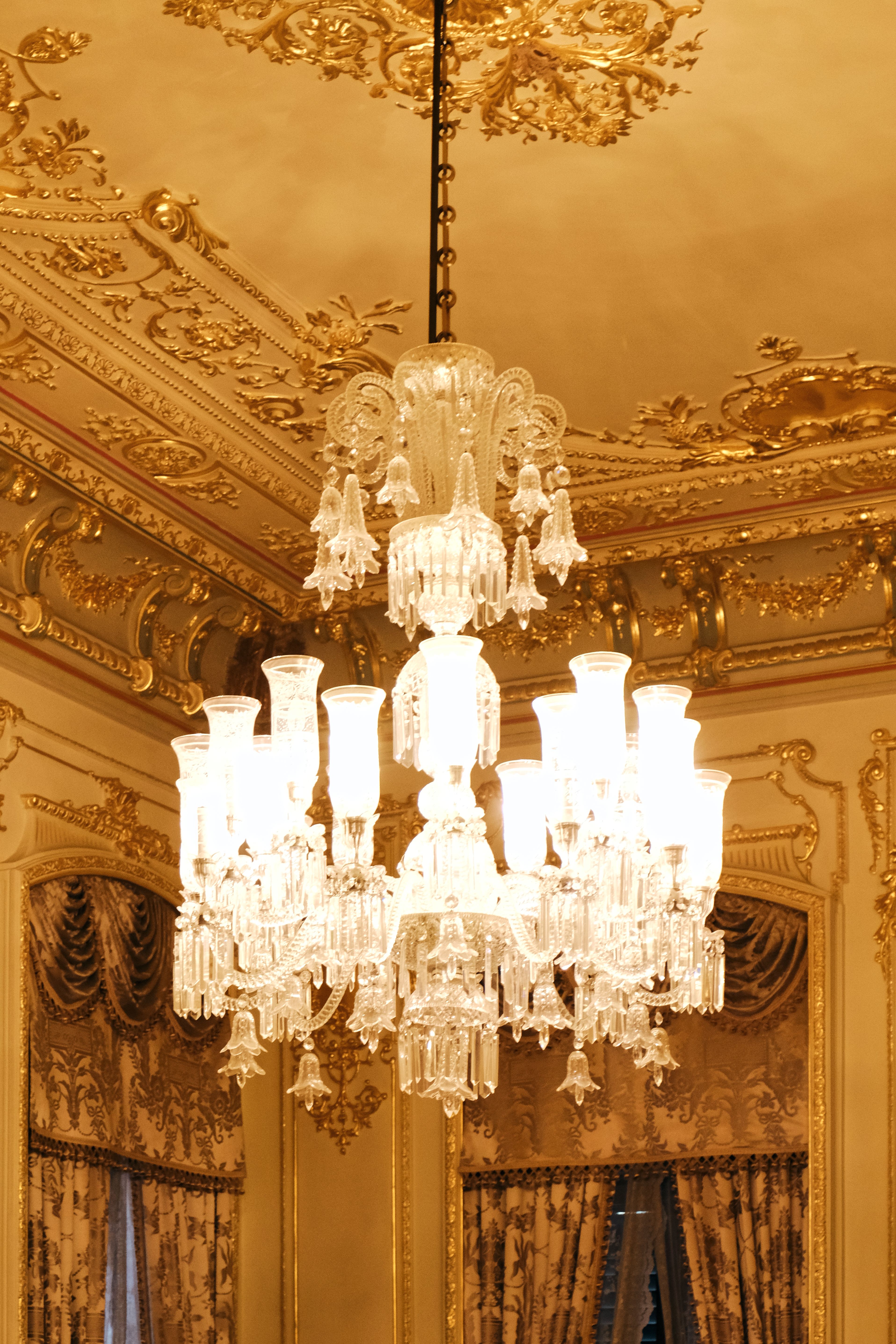 Extravagant Lighting Photos, Download The BEST Free Extravagant ...