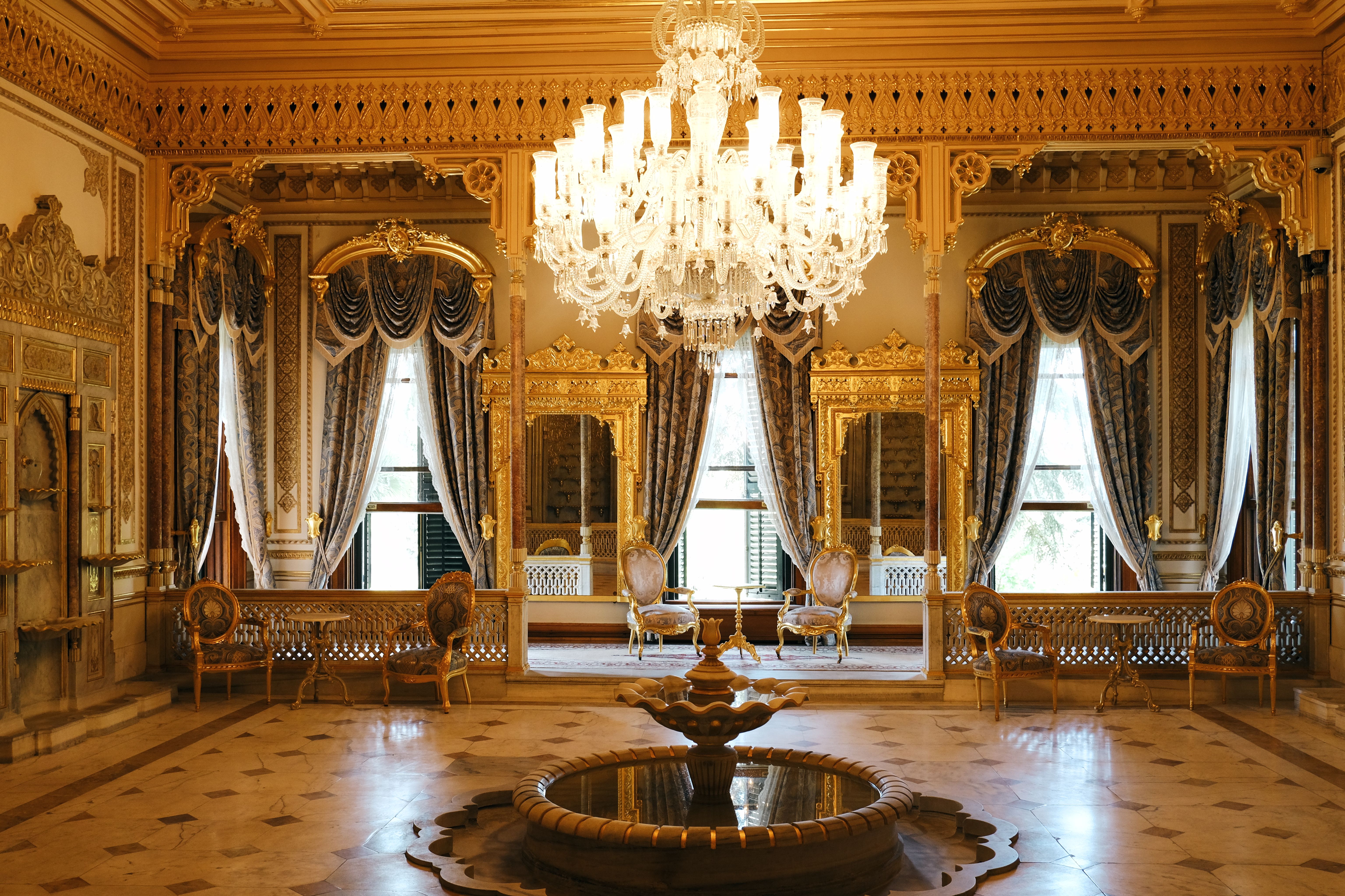 Luxurious Room in Historical Palace · Free Stock Photo